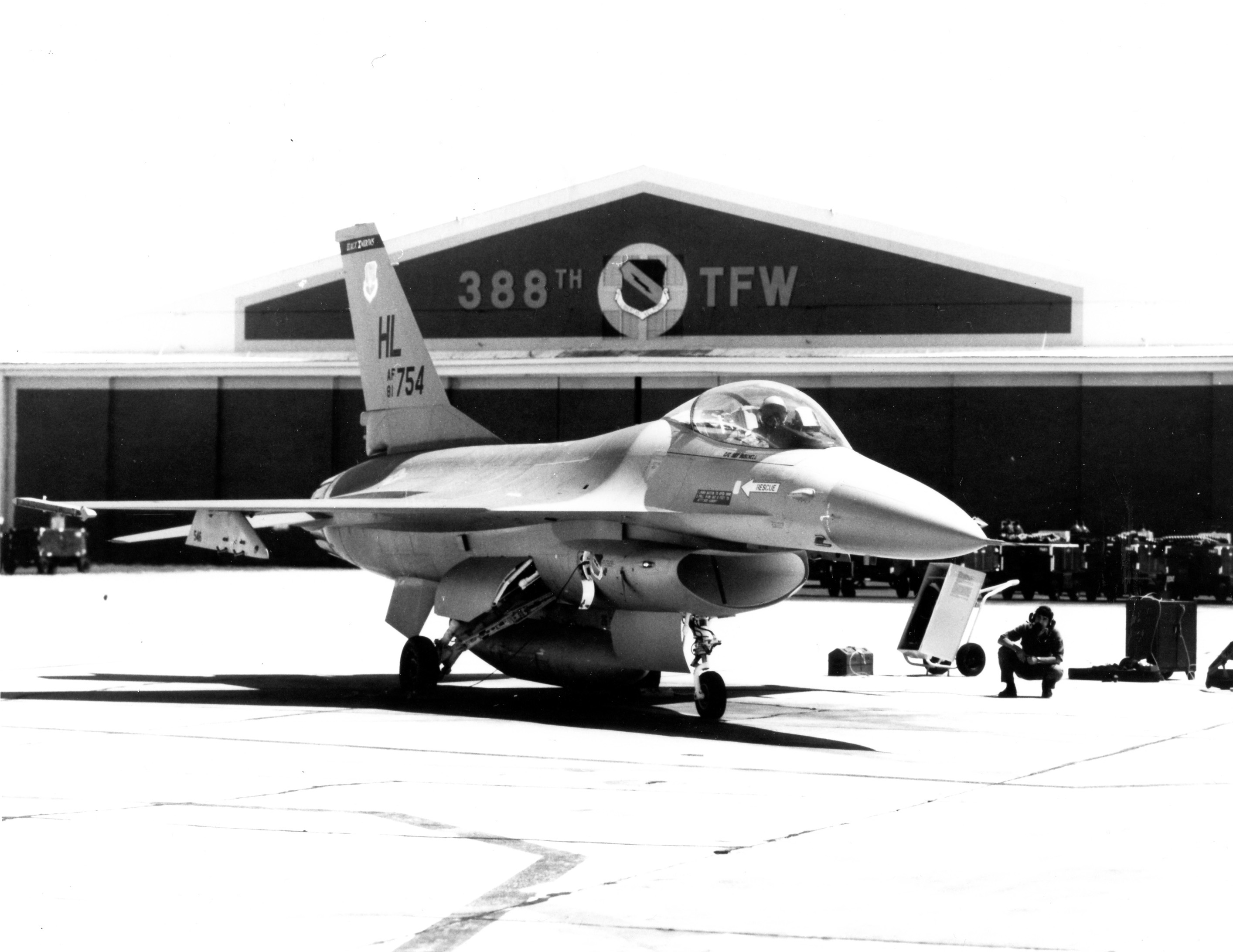 The 388th Tactical Fighter Wing and arrival of the F-16 at Hill AFB ...
