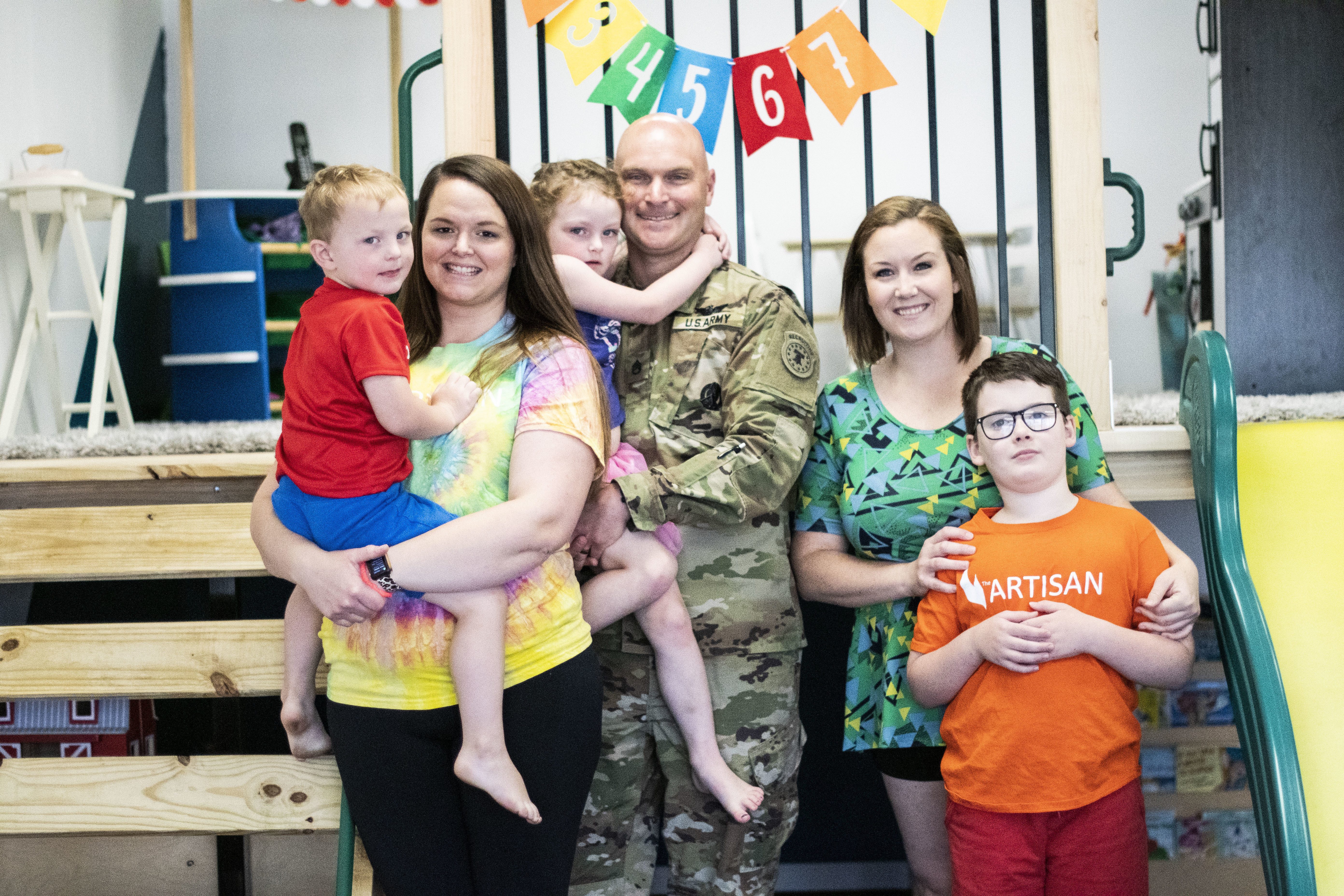 Oklahoma Army recruiter builds indoor playground for local art school ...