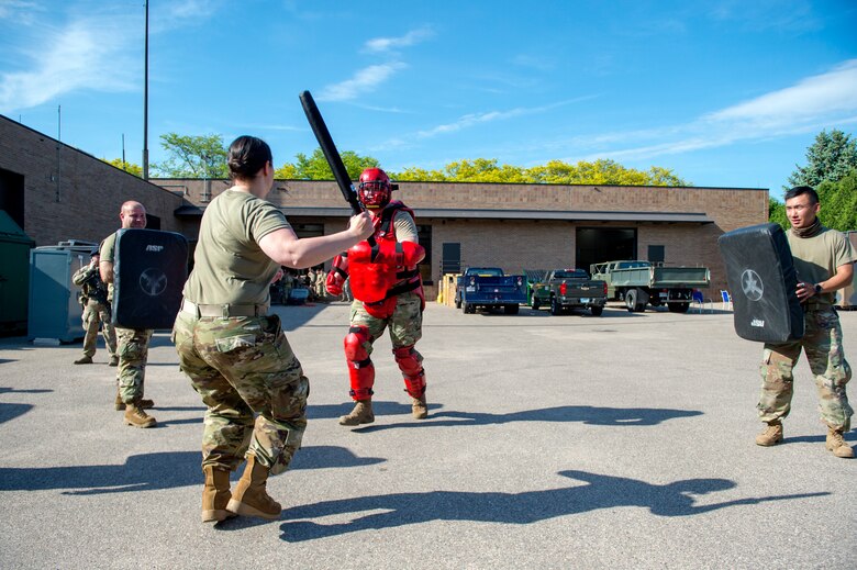 Airmen Go Through Riot Control Training > 133rd Airlift Wing > Article ...