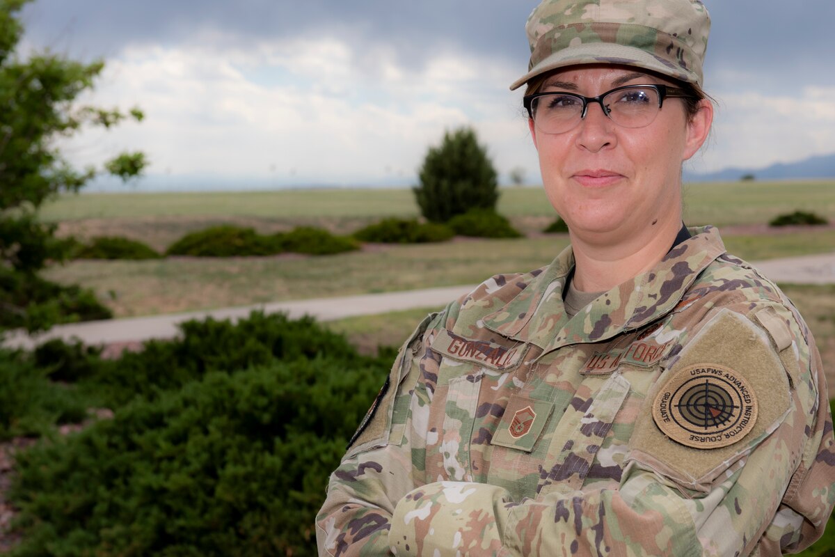 First enlisted reservist graduates from new Weapons School course ...