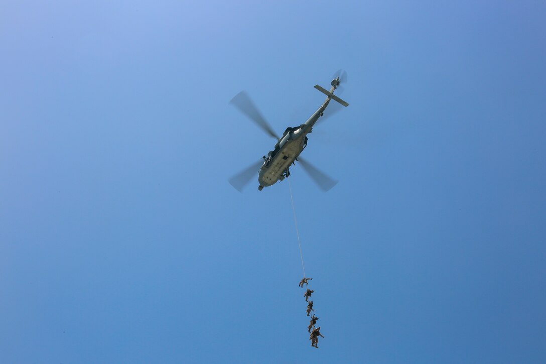 MRF SPIE rigs on Kurayn Island, Saudi Arabia