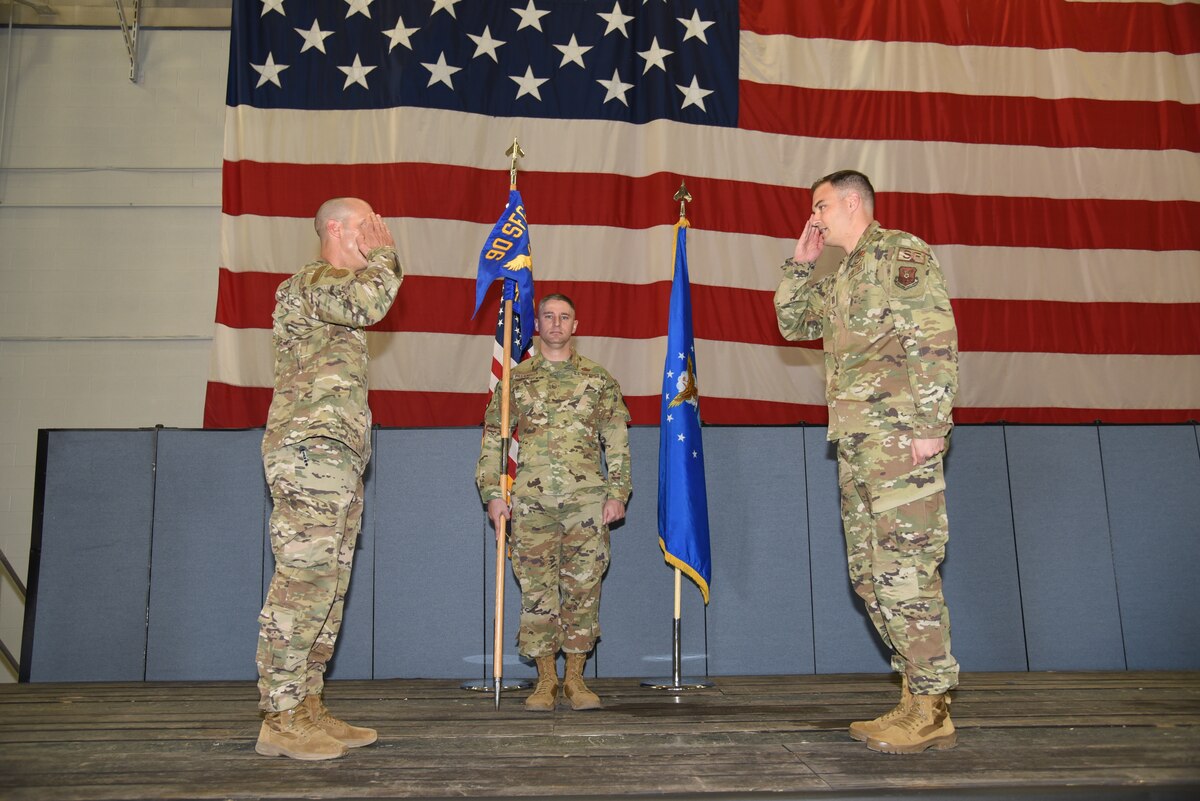 90 MSOS welcomes new commander > F.E. Warren Air Force Base > News