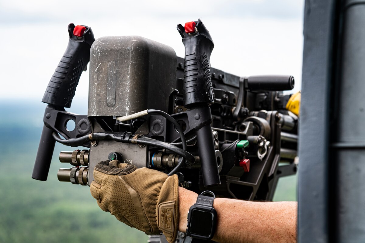 347th Rescue Group commander takes final flight > Moody Air Force Base ...