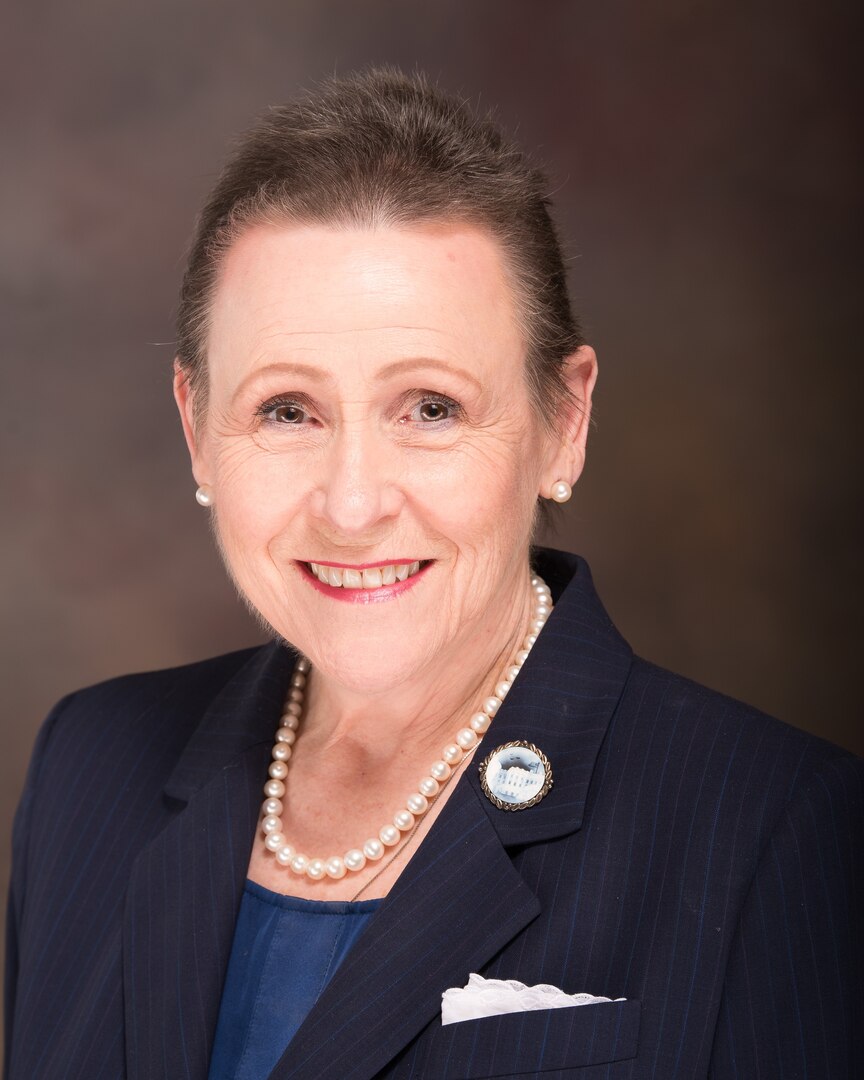 Dr. Mary C. Redshaw, Ed.D. > The Eisenhower School > Leader-Bio