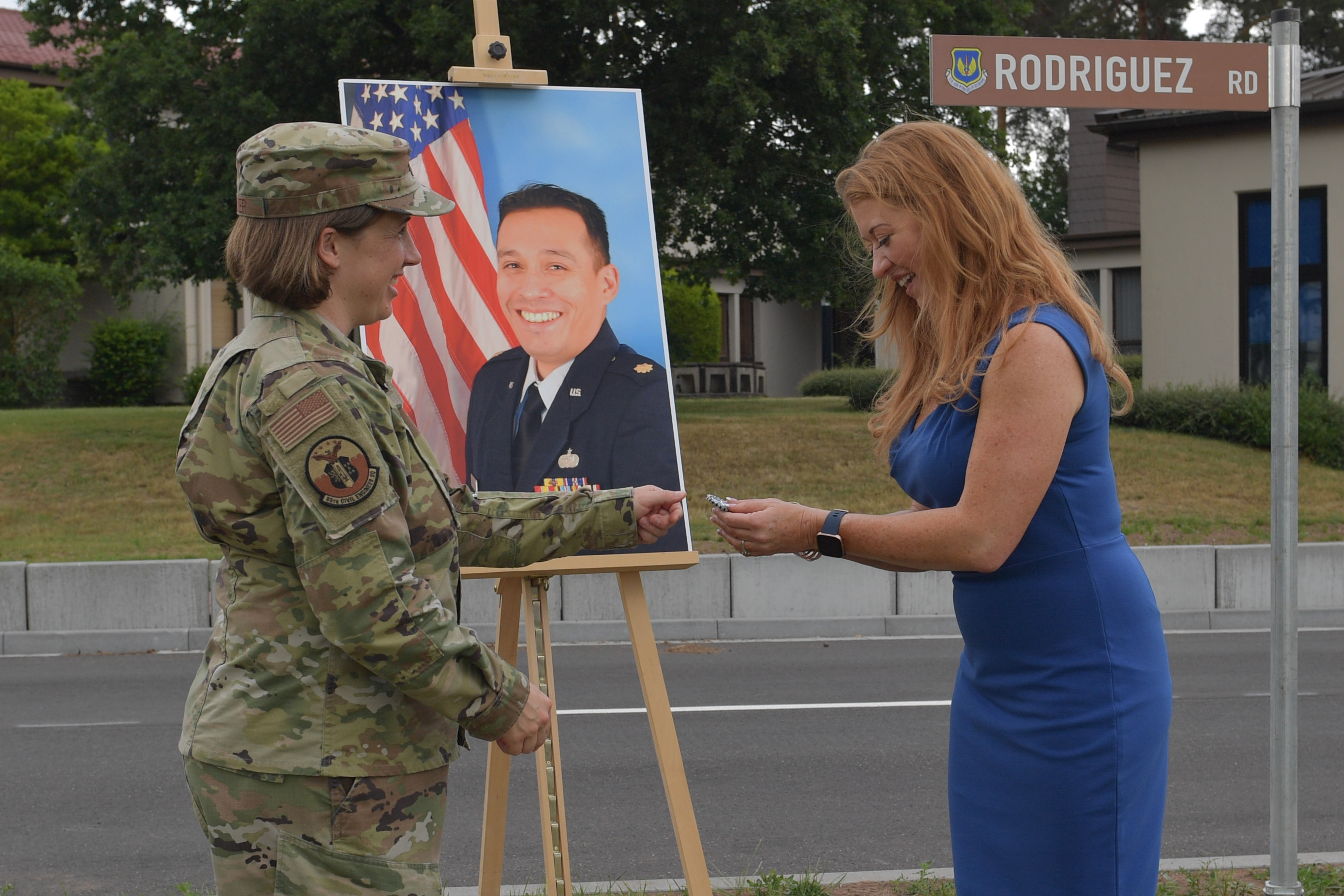Fallen hero honored, memorialized at Ramstein > Ramstein Air Base ...