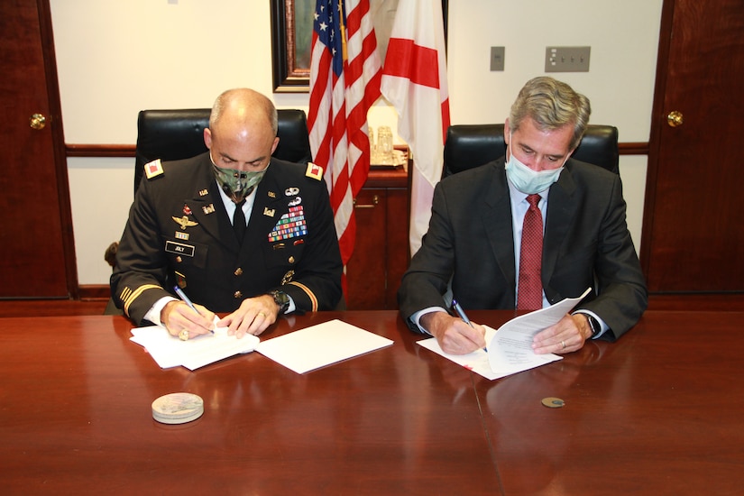 Mobile District Signs Partnership Agreement with Alabama State Port ...