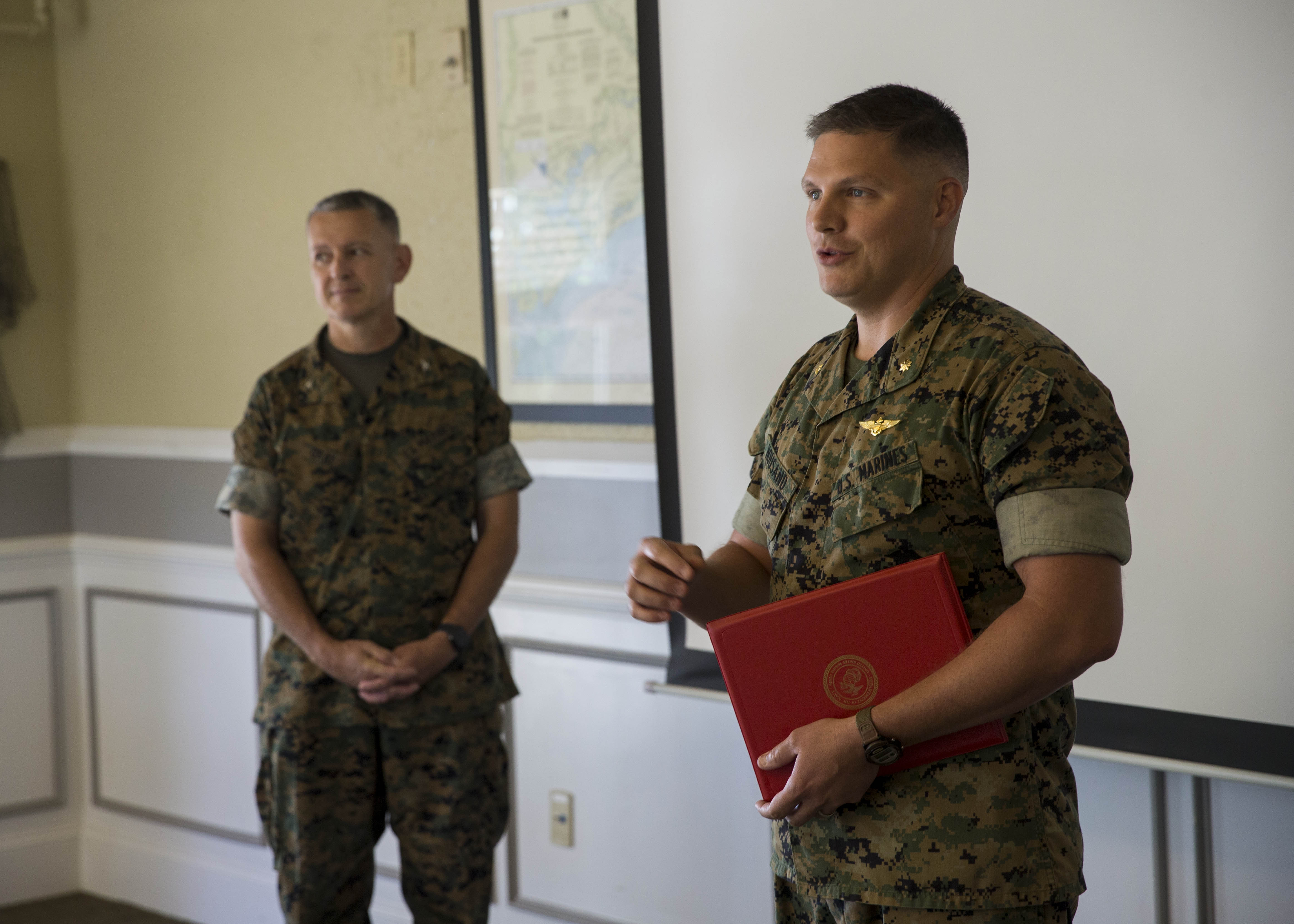Marine Recieves Navy/Marine Corps Commendation Medal