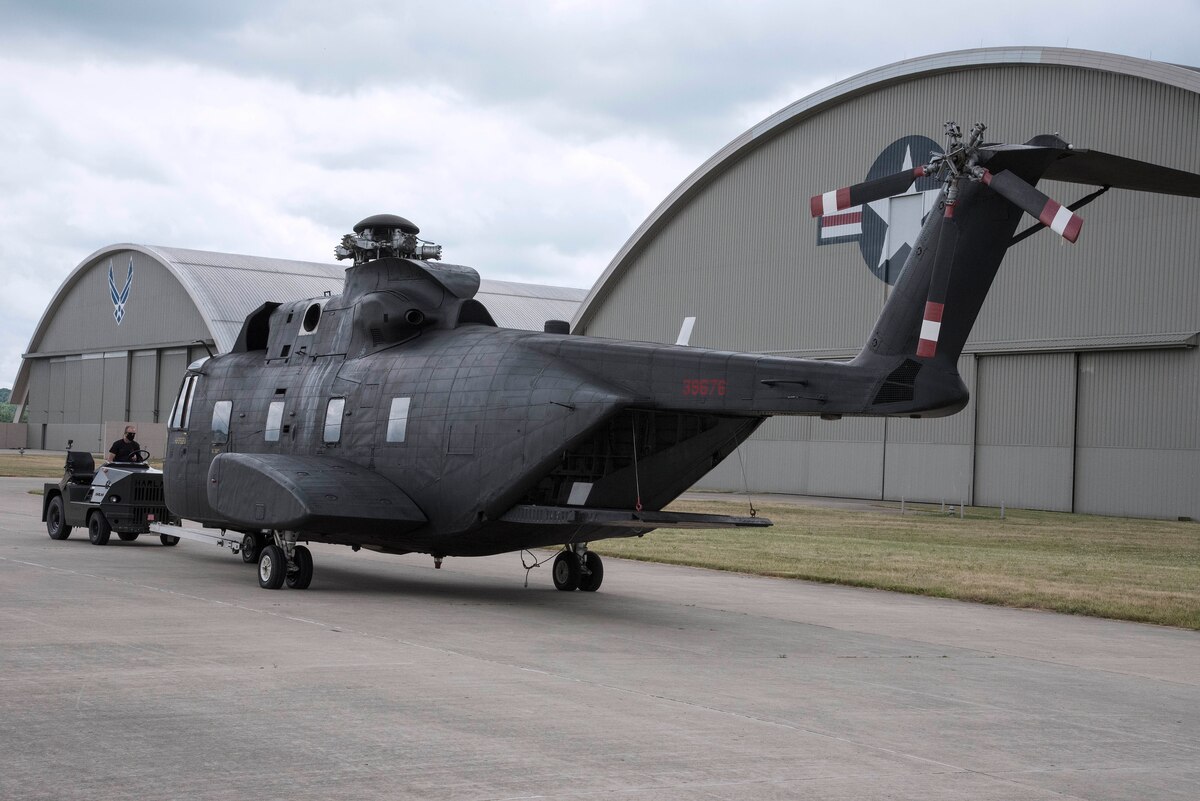 Sikorsky CH-3E > National Museum of the United States Air Force™ > Display