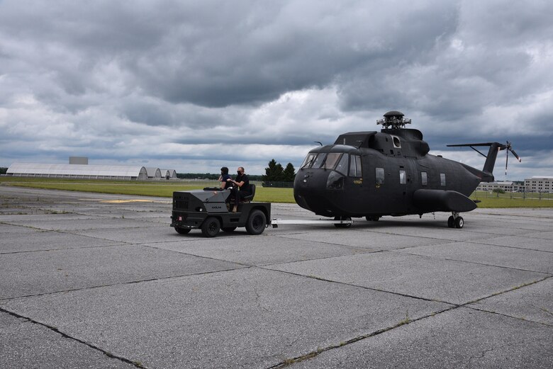 Sikorsky CH-3E > National Museum of the United States Air Force™ > Display