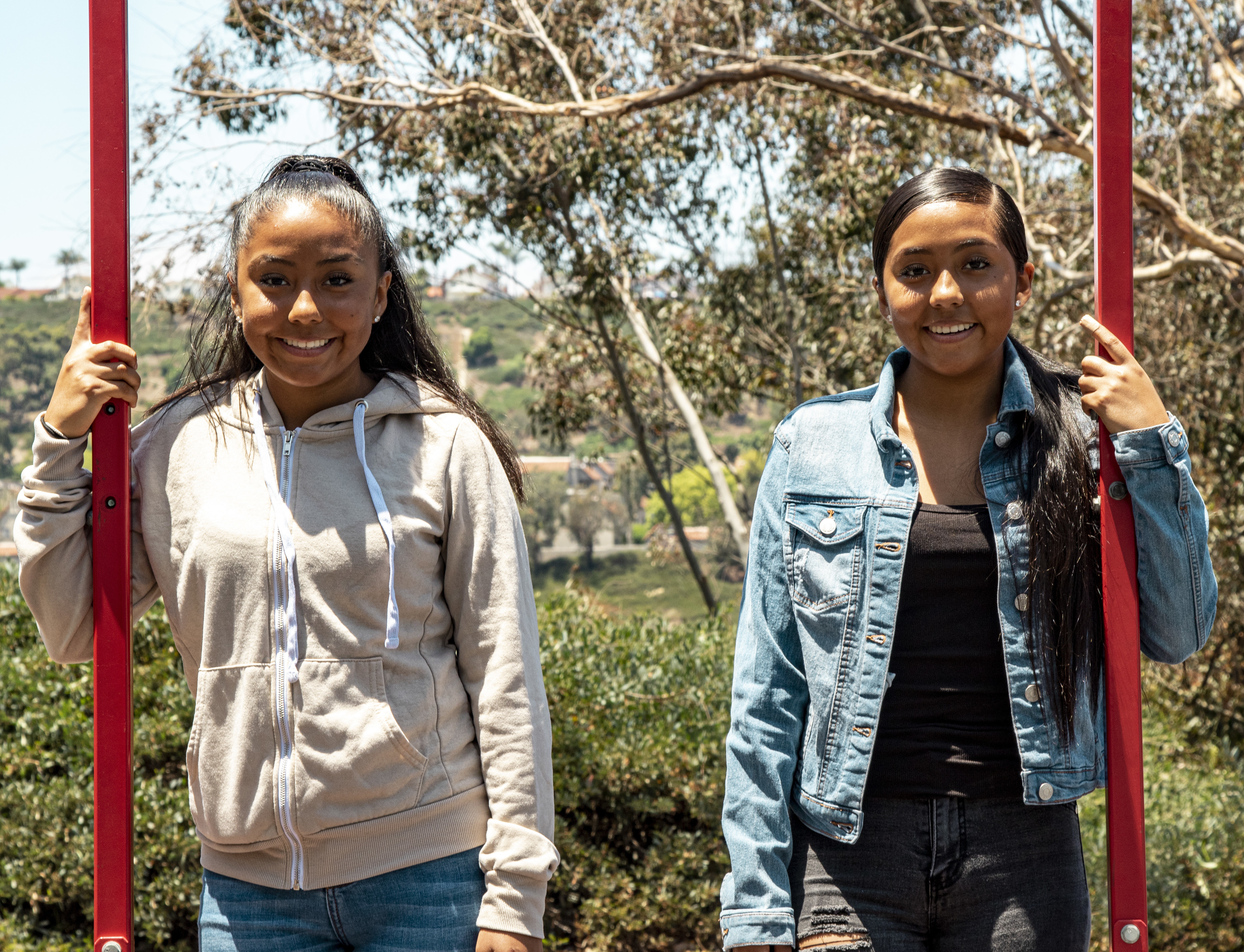 Twins Ambition > Marine Corps Recruiting Command > Article