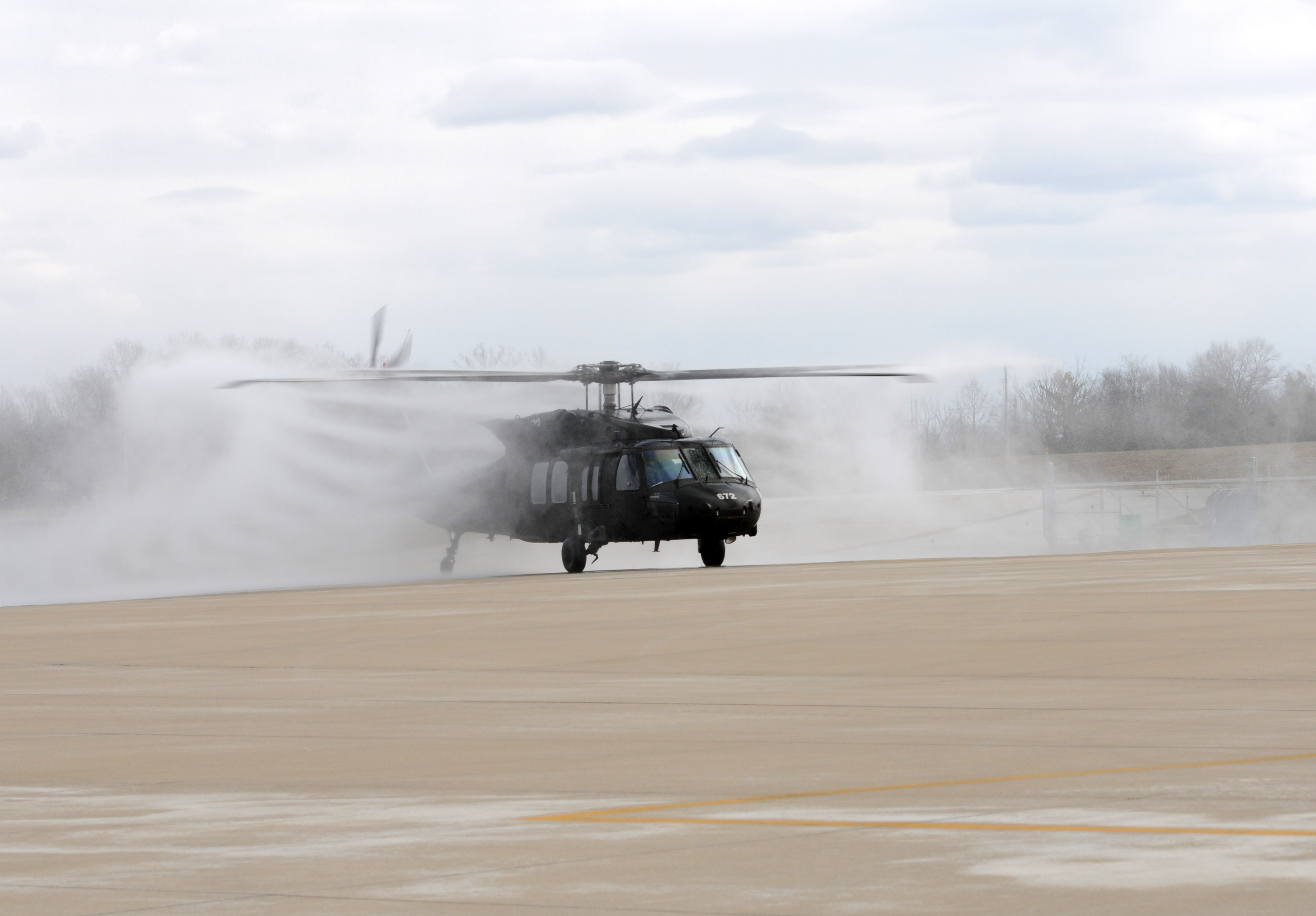 Aviator makes final flight, says goodbye to the Guard > Kentucky Guard ...