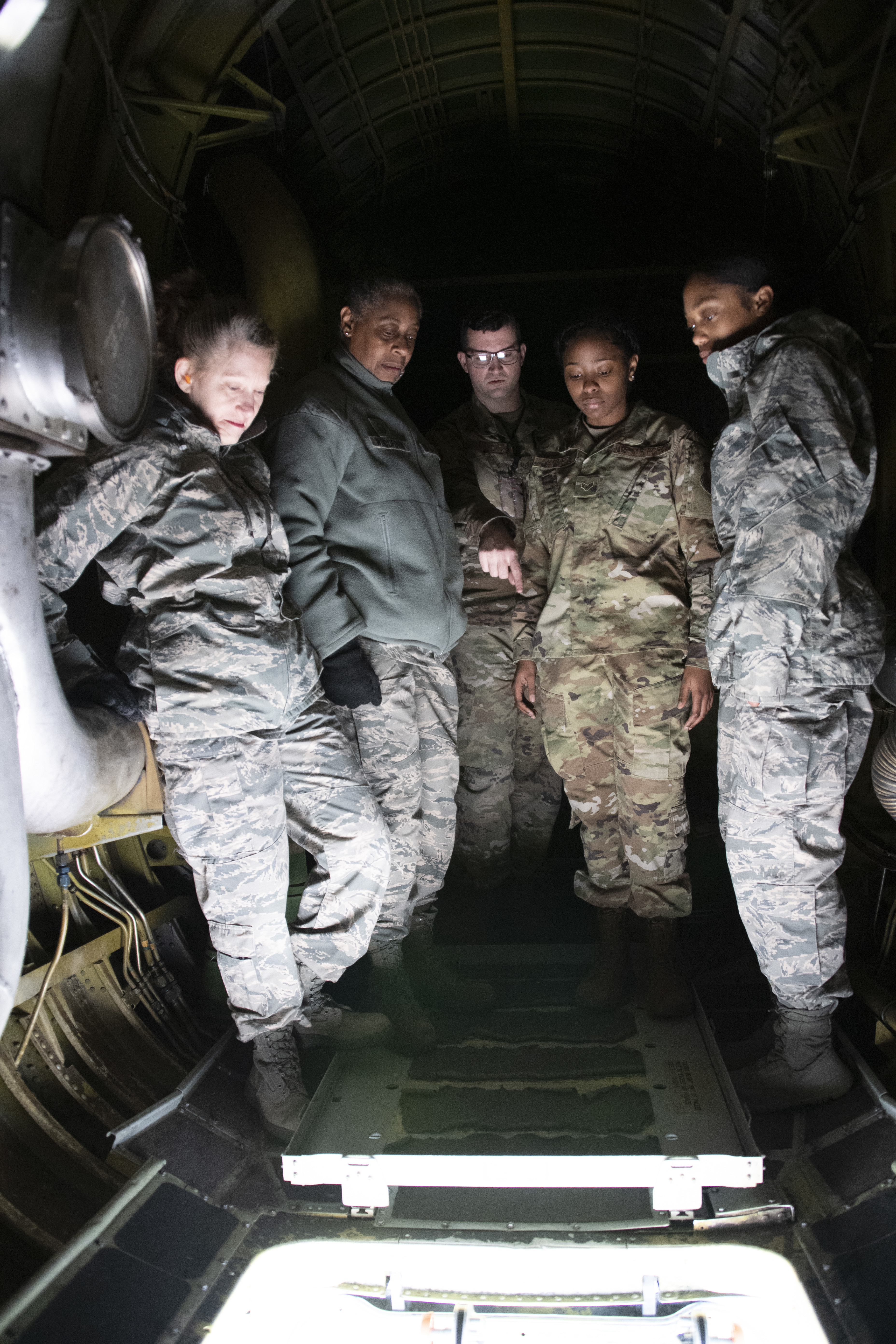 Long Ranger Roundup: March in photos > 307th Bomb Wing > Article Display