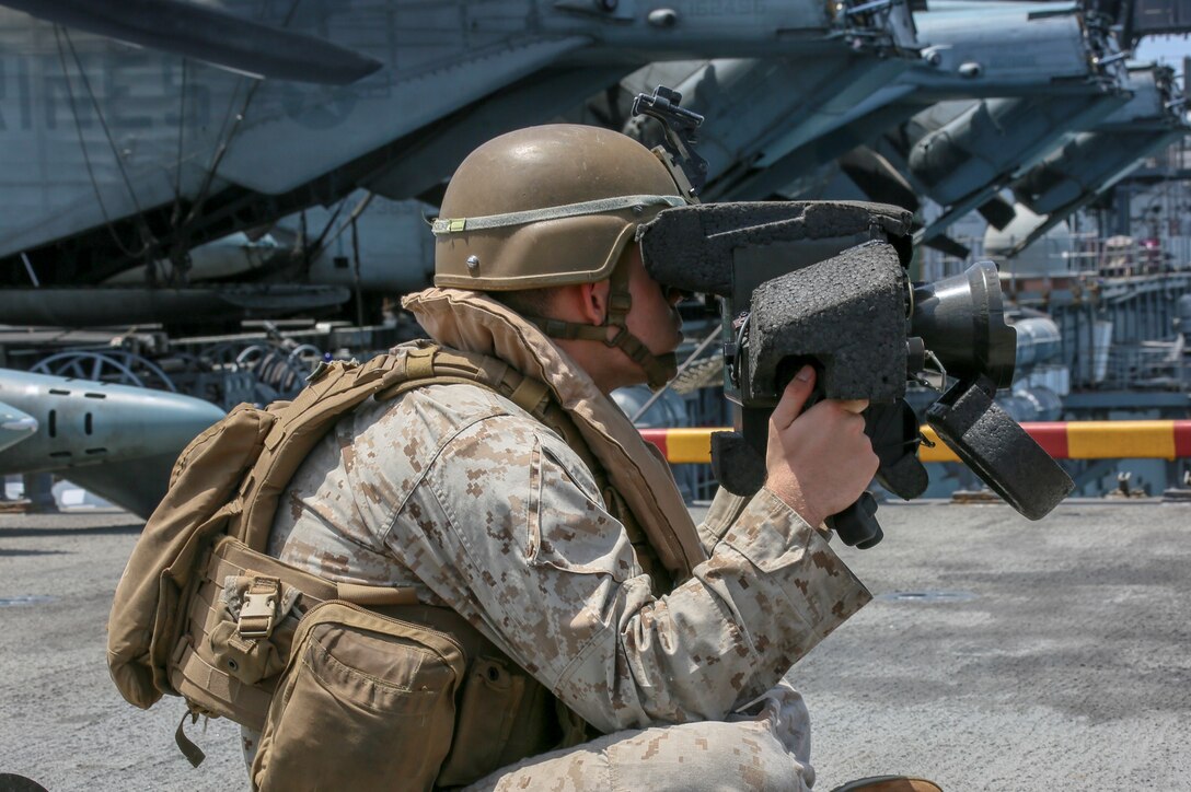 26th MEU, BATARG transit Bab Al-Mandeb Strait