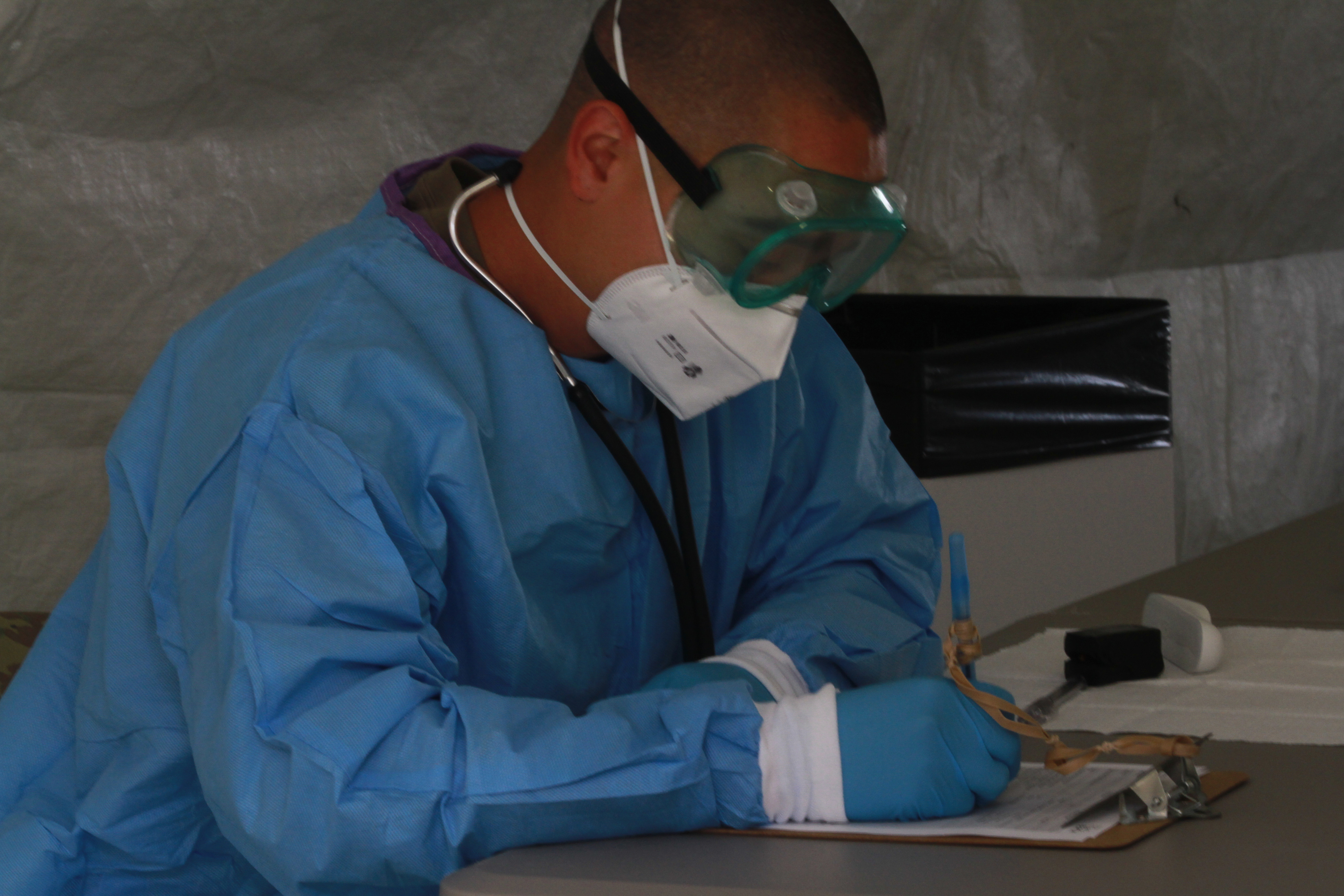 Cal Guard assists rapid assessment clinic for COVID-19 > National Guard ...