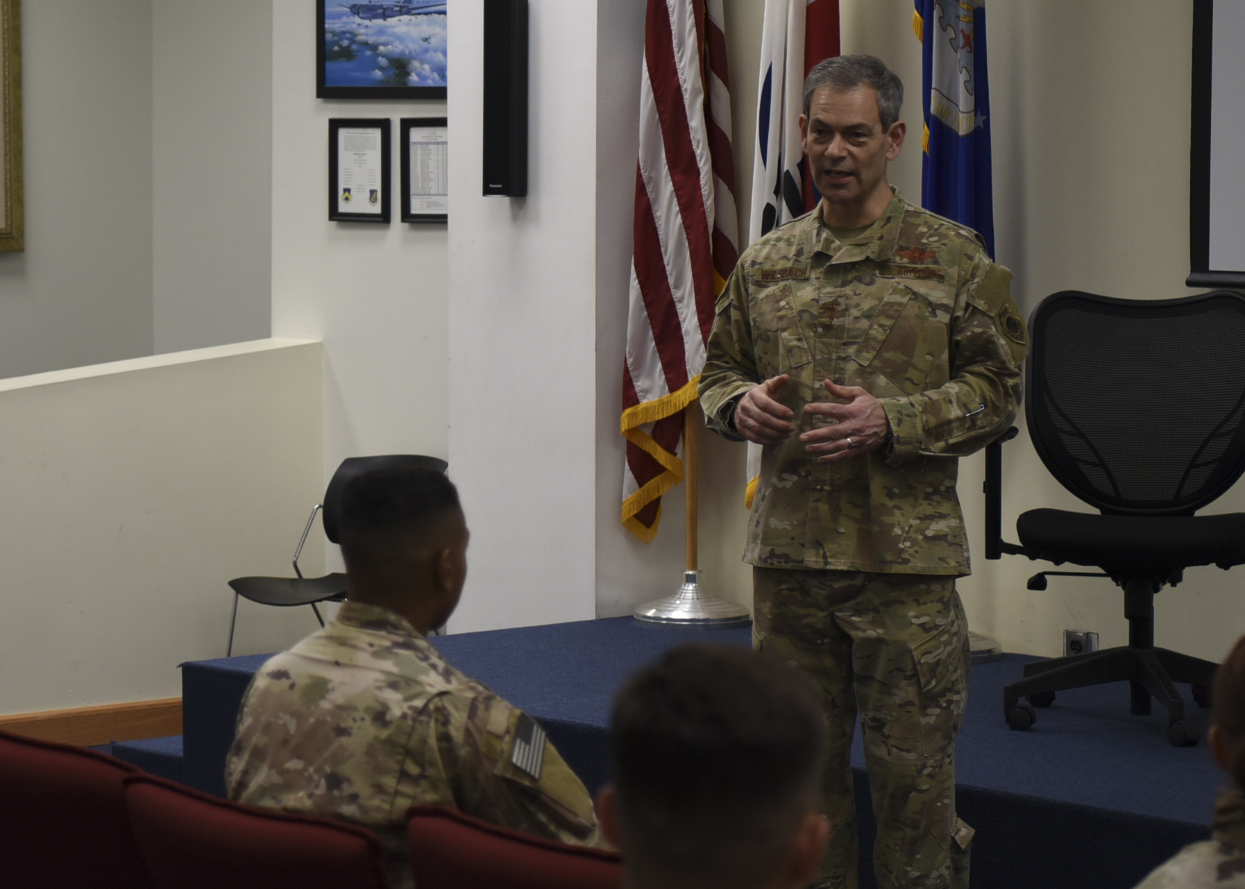 7th Air Force commander receives mission update from Wolf Pack ...