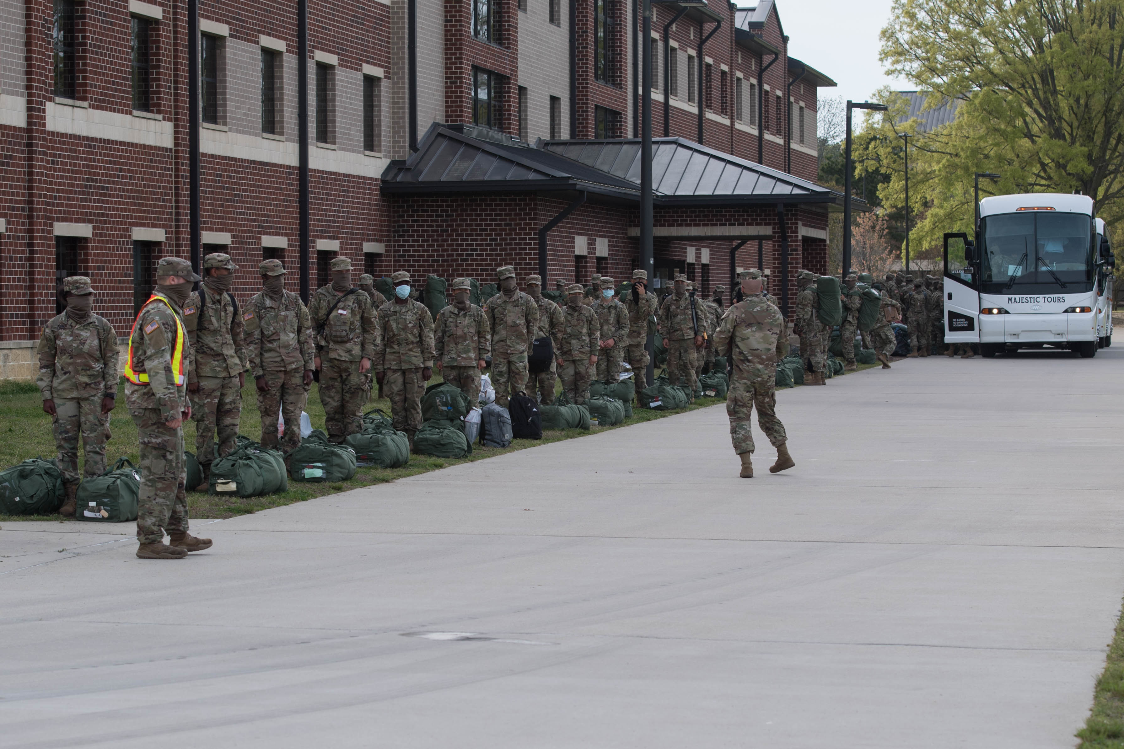 U.S Army adapts to train Soldiers through COVID-19 to ensure mission readiness > Joint Base ...