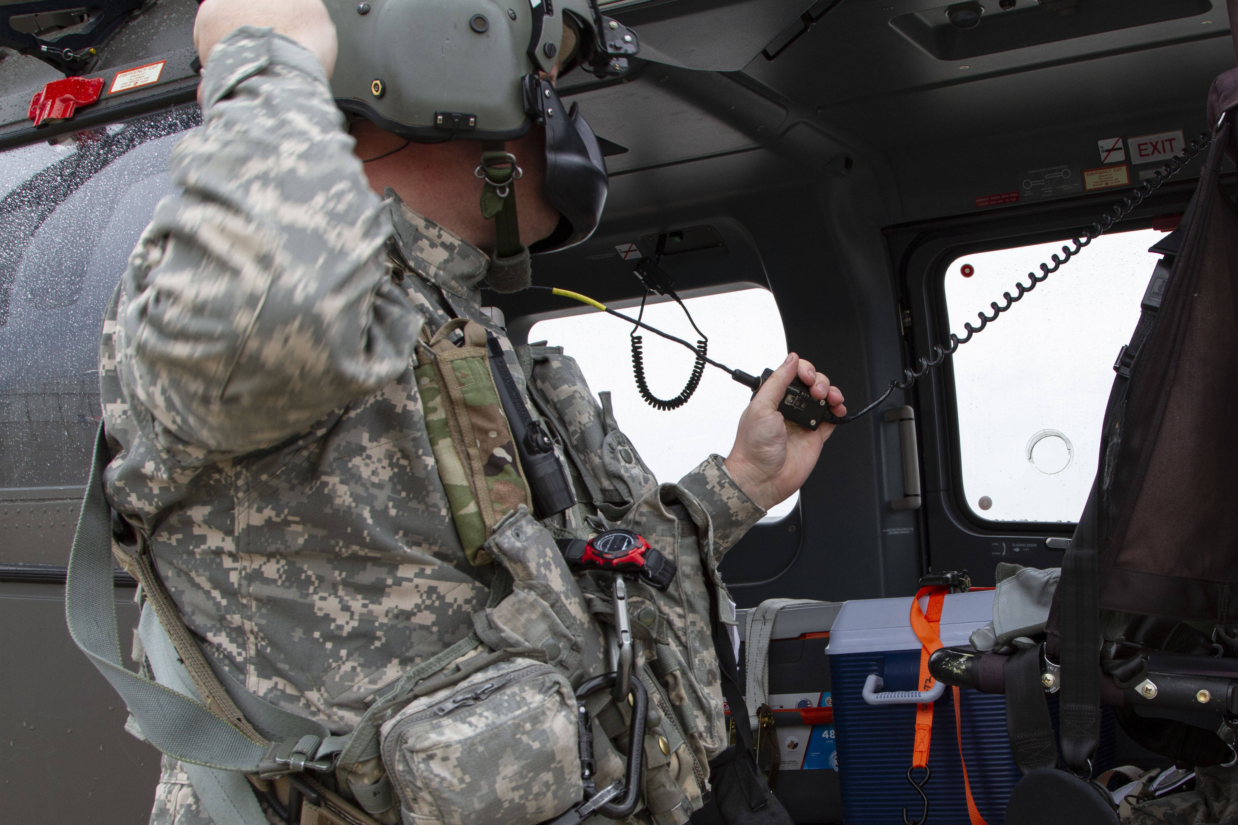 Iowa National Guard Transports COVID-19 Test Kits by Helicopter > U.S ...