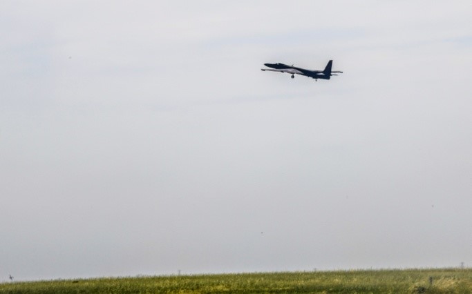 Making history, reserve pilot flies the U-2 for the first time > Air ...