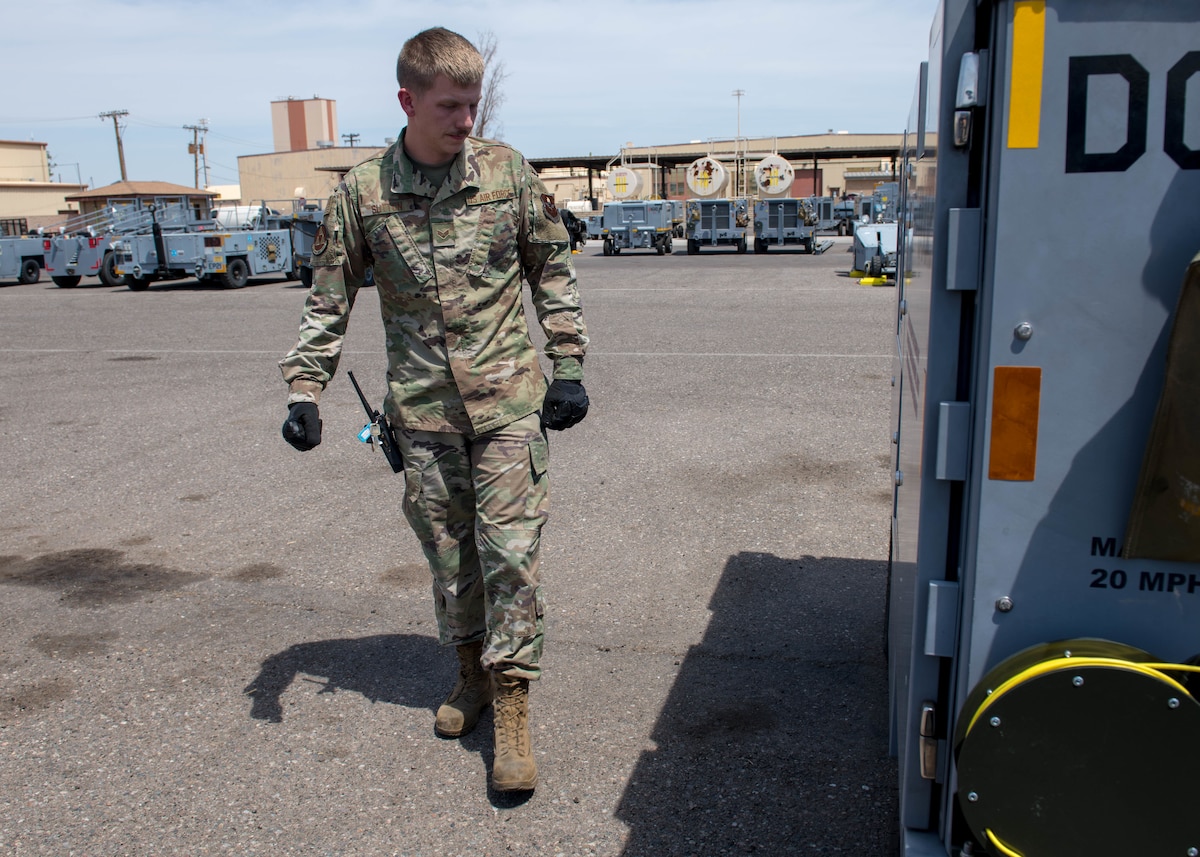 Aerospace Ground Equipment is “lifeline to the flightline” > Air ...