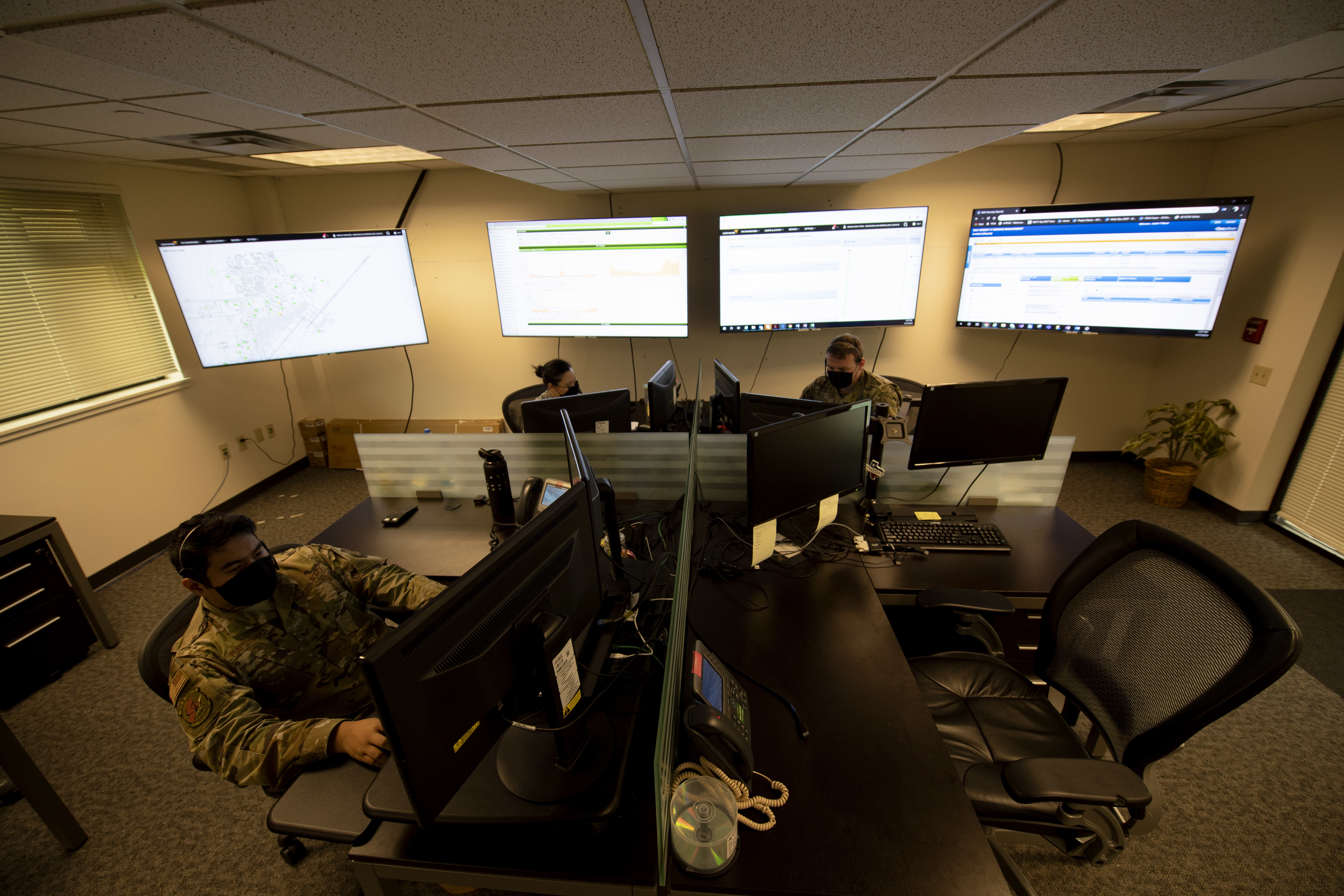 60th Communications Squadron keeps Travis AFB connected amid pandemic ...