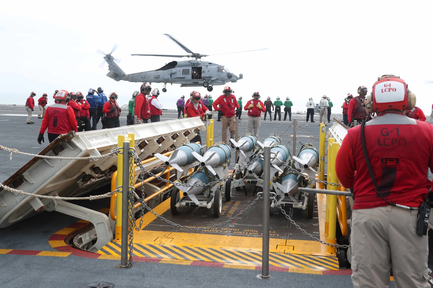 Ford Completes Largest Aircraft Embark > United States Navy > News Stories