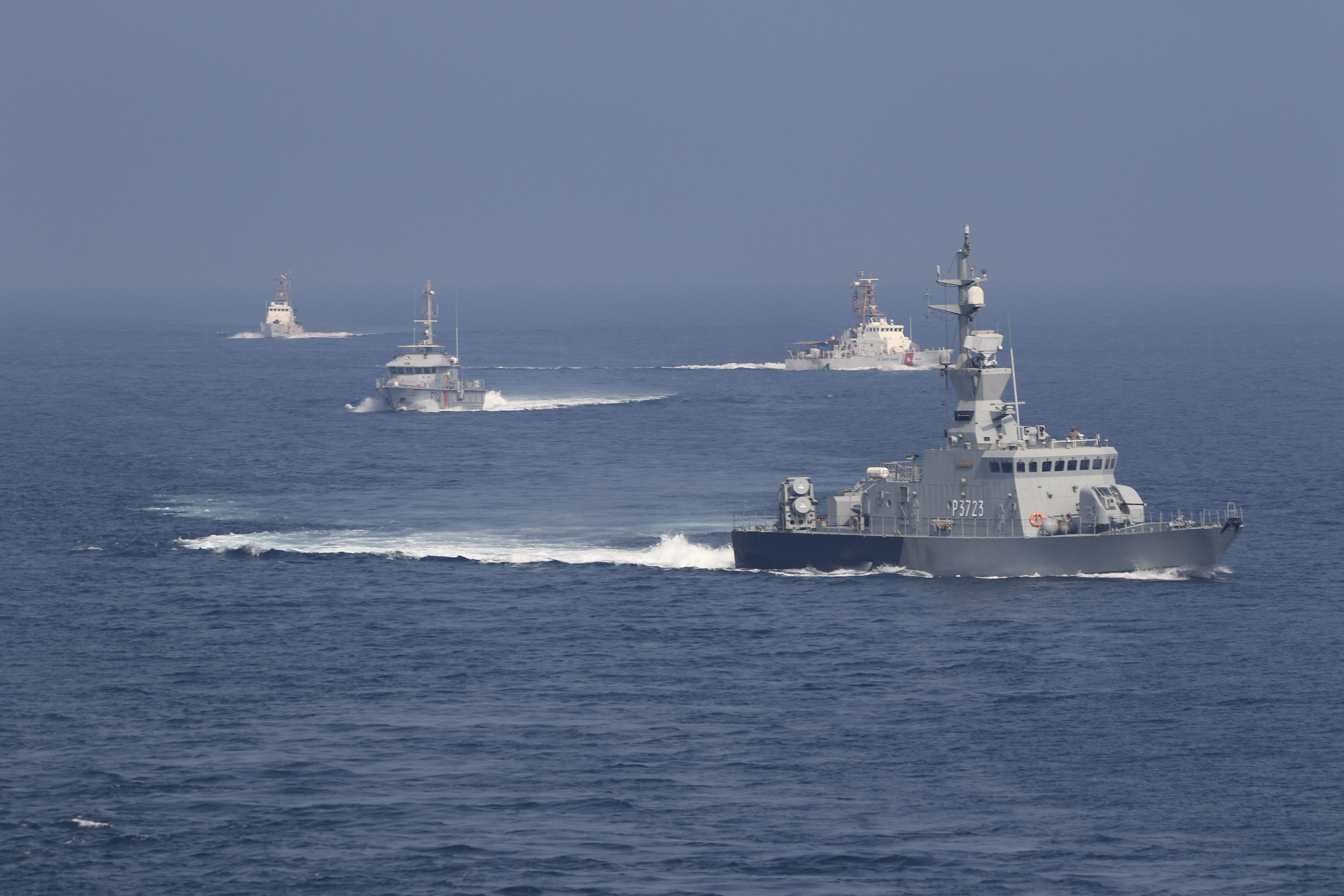 Kuwait and U.S. Naval Forces Conduct Exercise in North Arabian Gulf > U ...