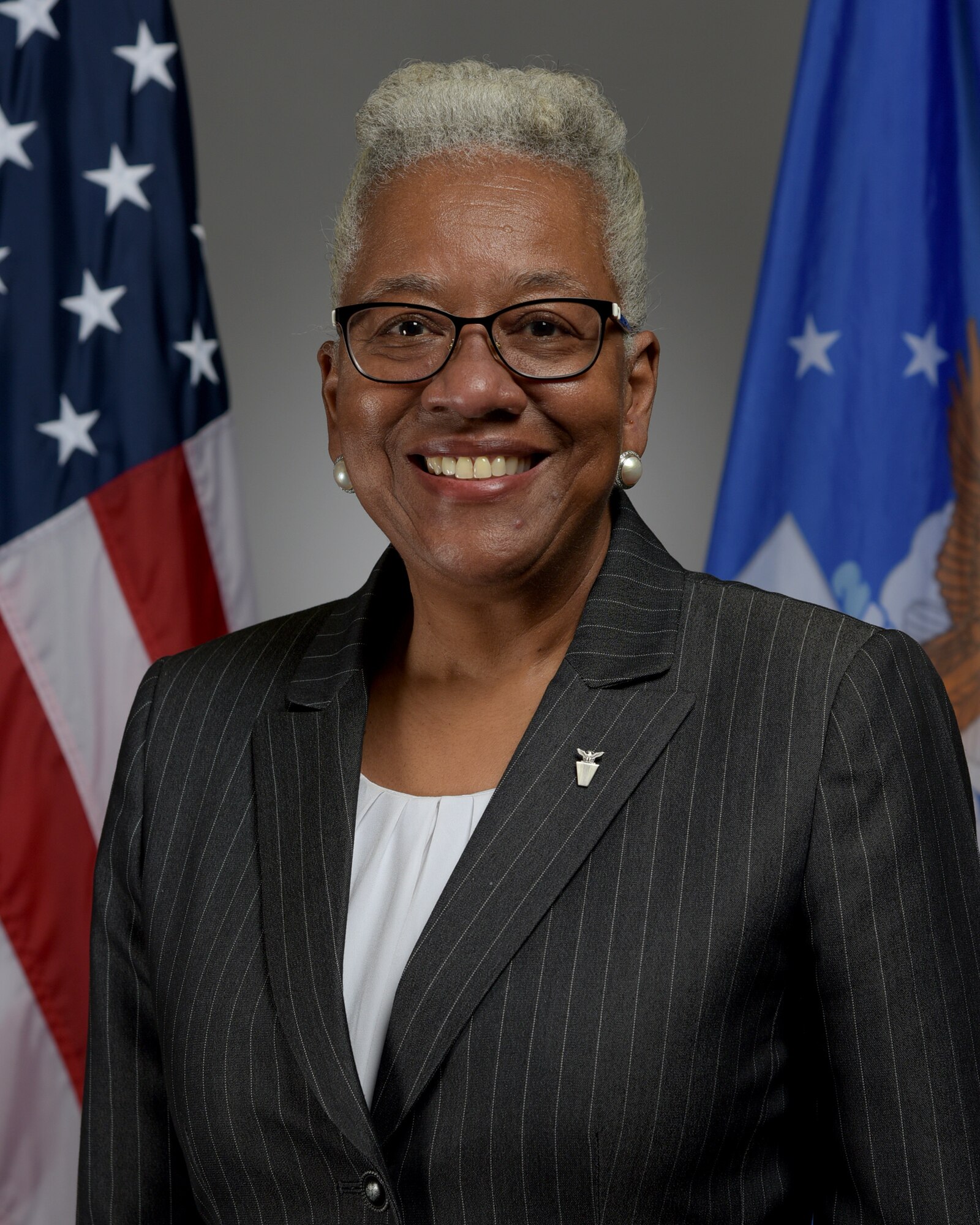 ELIZABETH FOSTER > Air Force > Biography Display