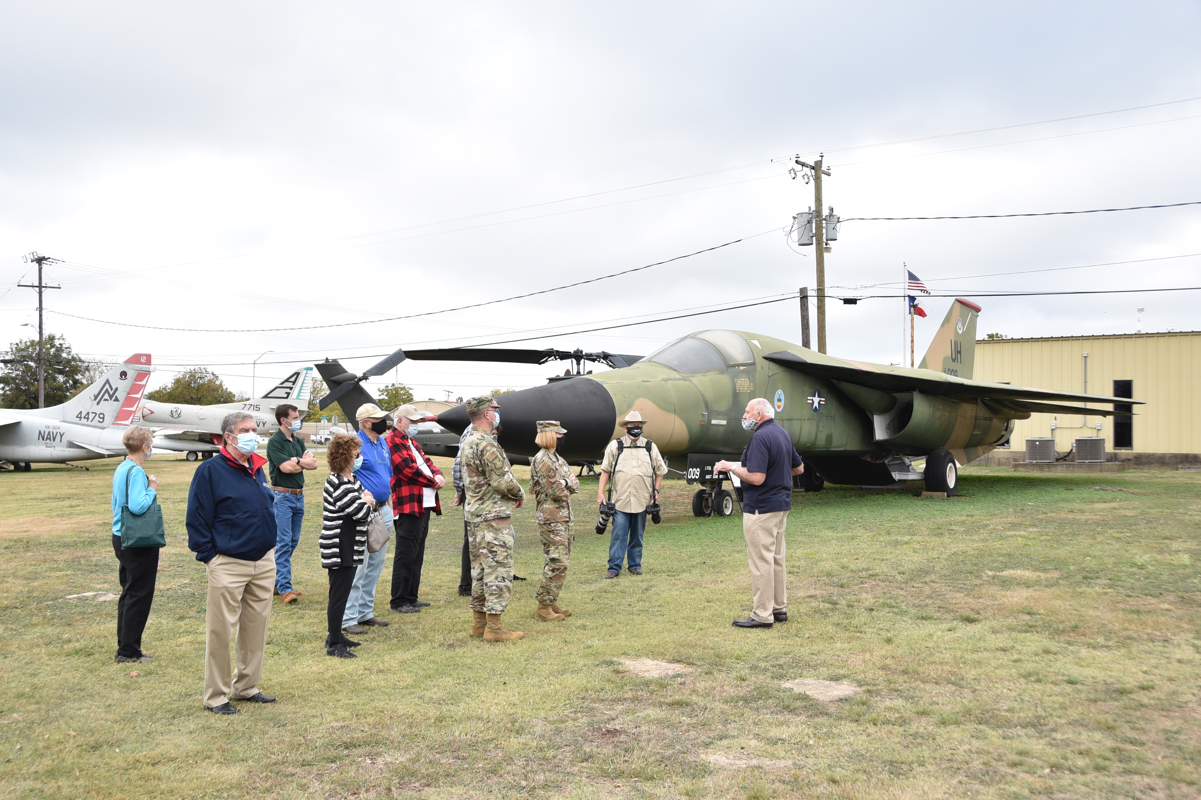301 FW Commanders and Honorary Commanders join together for aviation ...