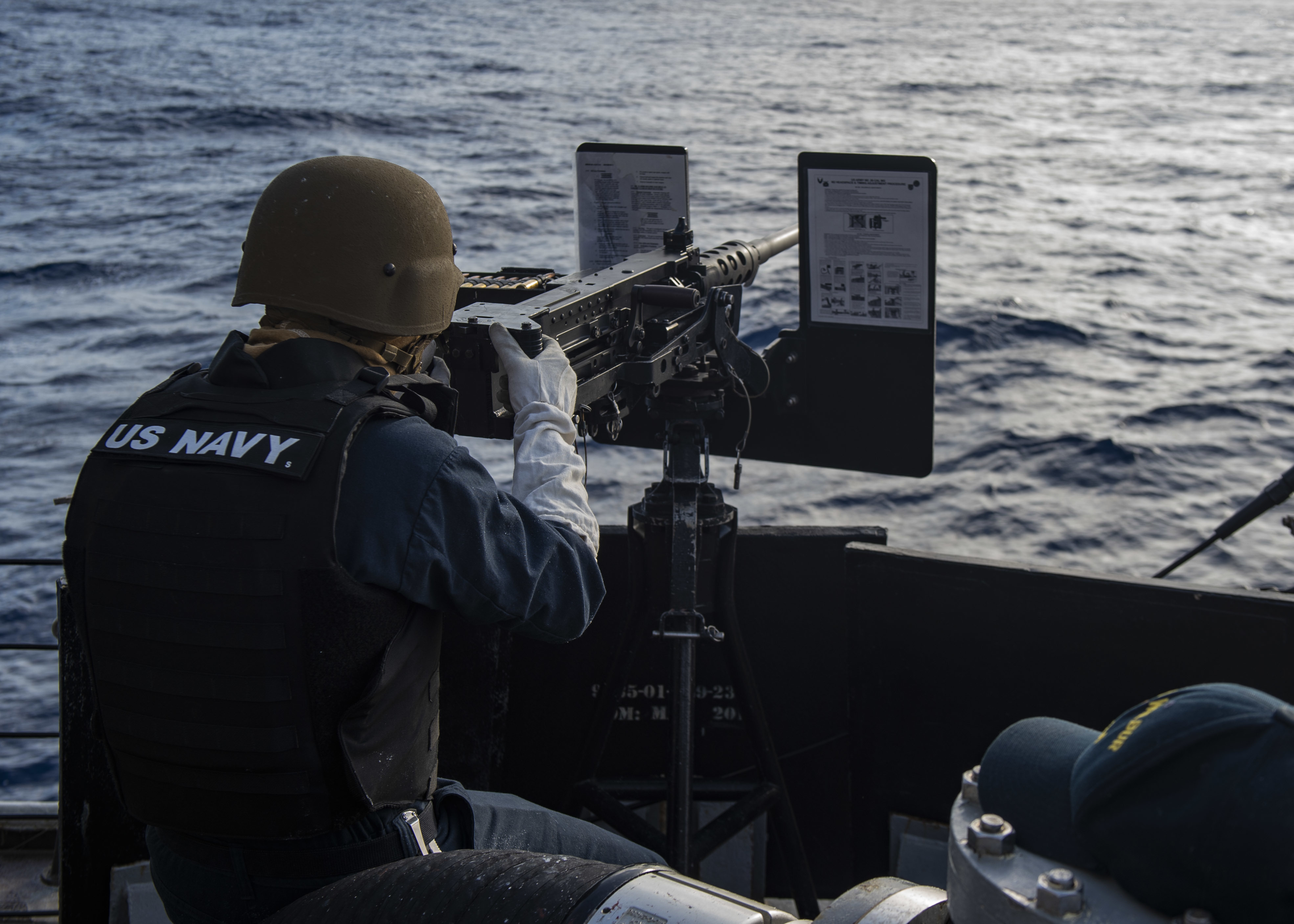 U.S. Navy conducts multinational gunnery exercises in Indian Ocean ...