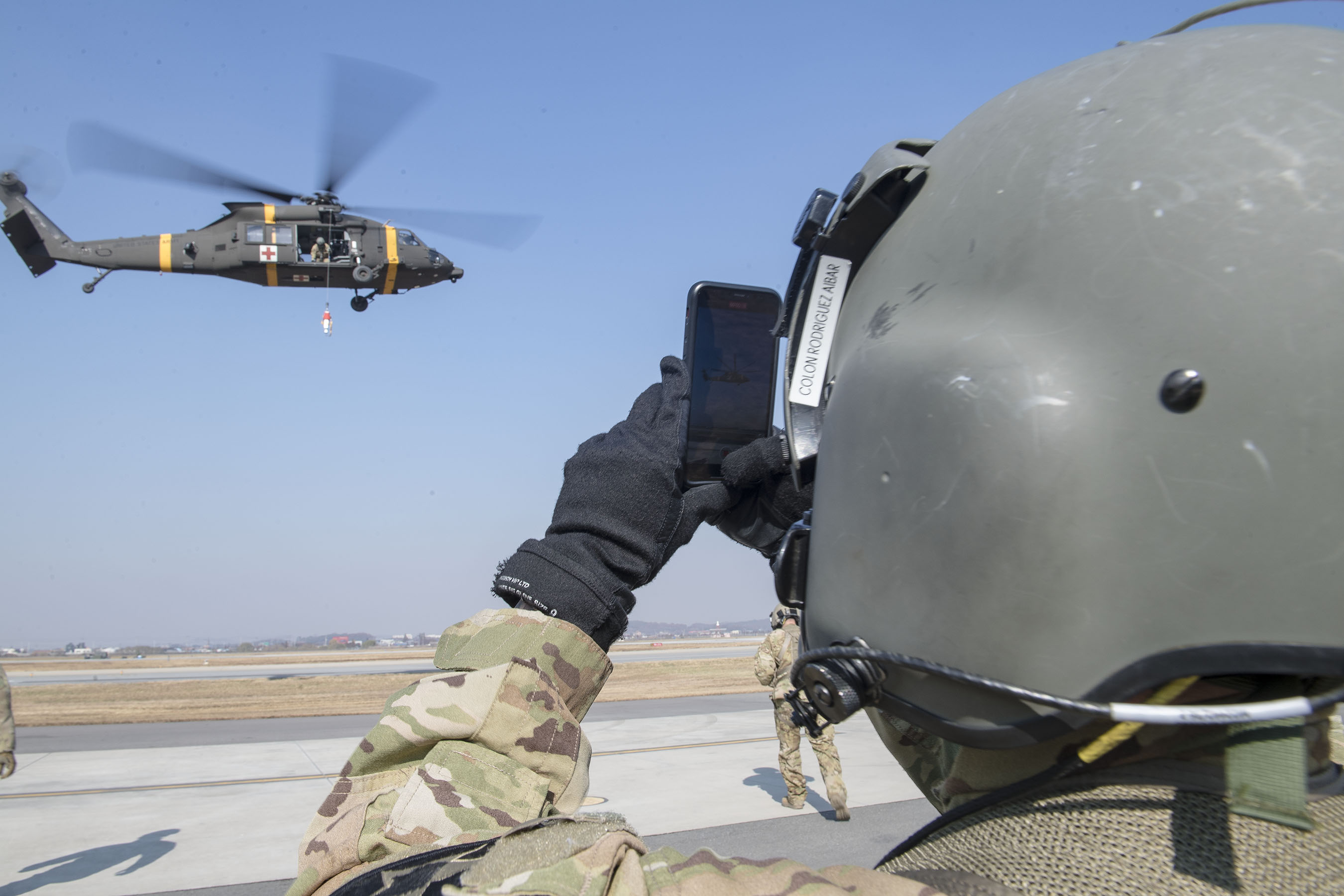Liftoff: Air Force, Army enhance hoist operations > Osan Air Base ...