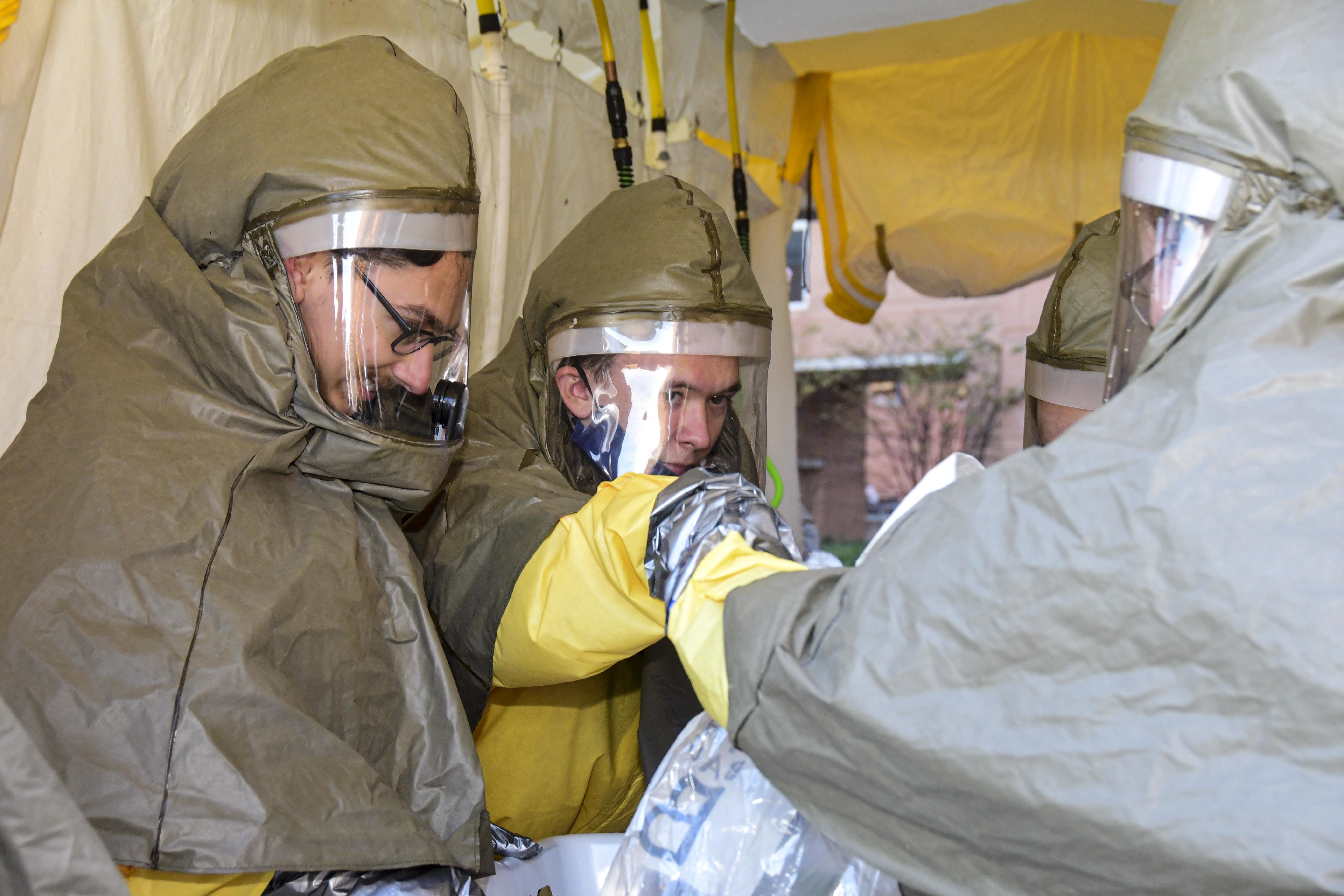 NMCP’S HERT TEAM COMPLETES HAZMAT TRAINING > Naval Medical Center ...