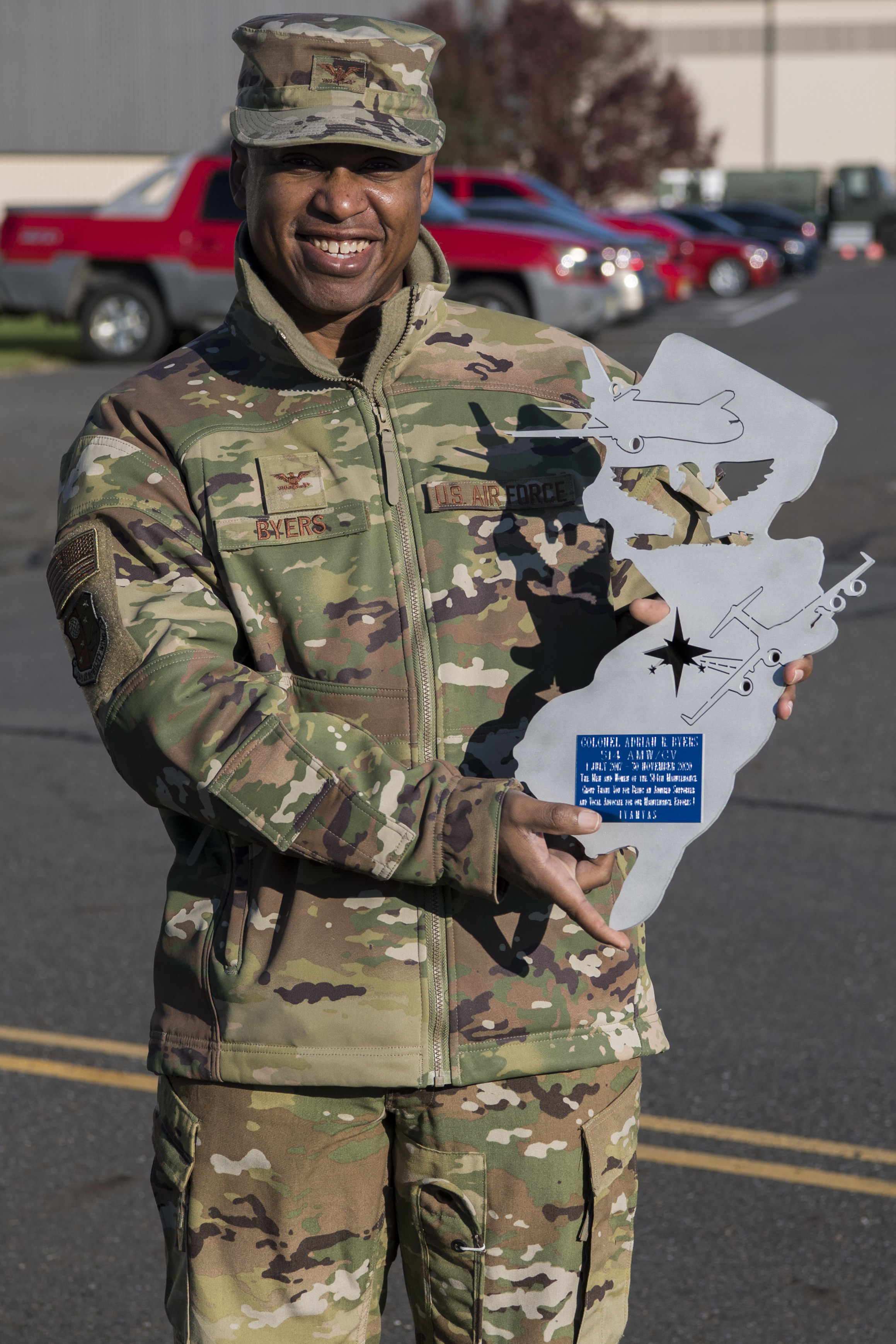 Vice Commander Farewell > 514th Air Mobility Wing > Display