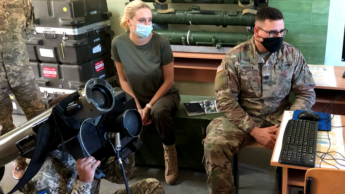 Task Force Illini conducts hands-on anti-armor training