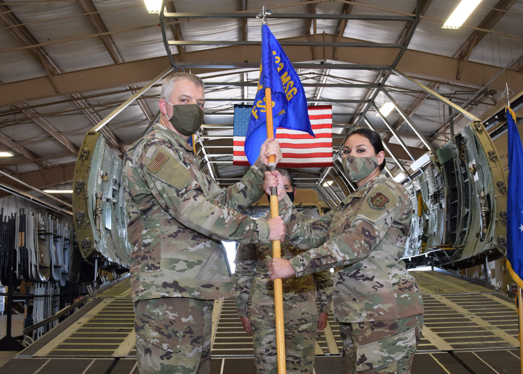 433rd FSS welcomes new commander > 433rd Airlift Wing > Article Display