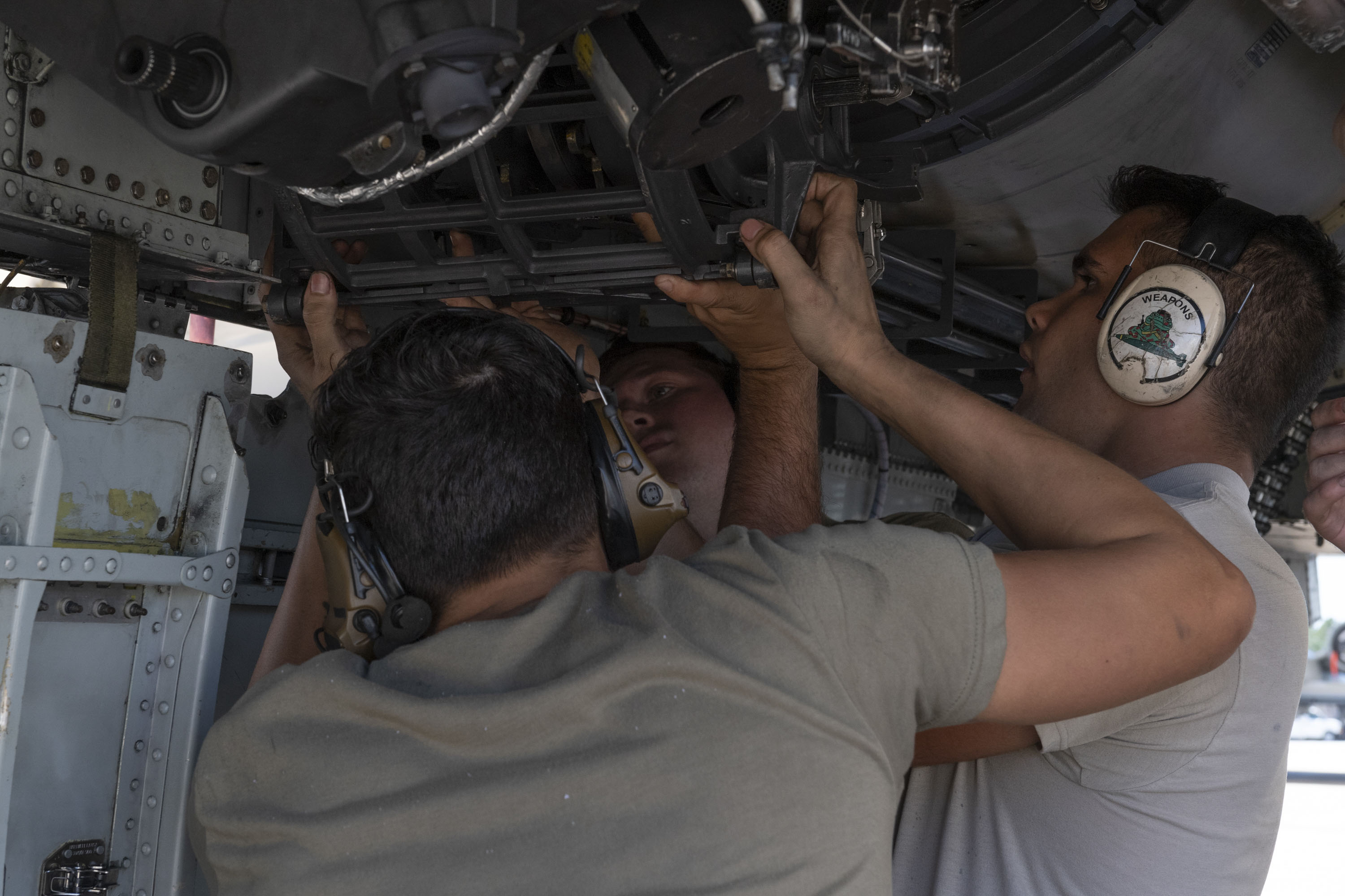 75th AMU equips combat-ready A-10's > Moody Air Force Base > Article ...