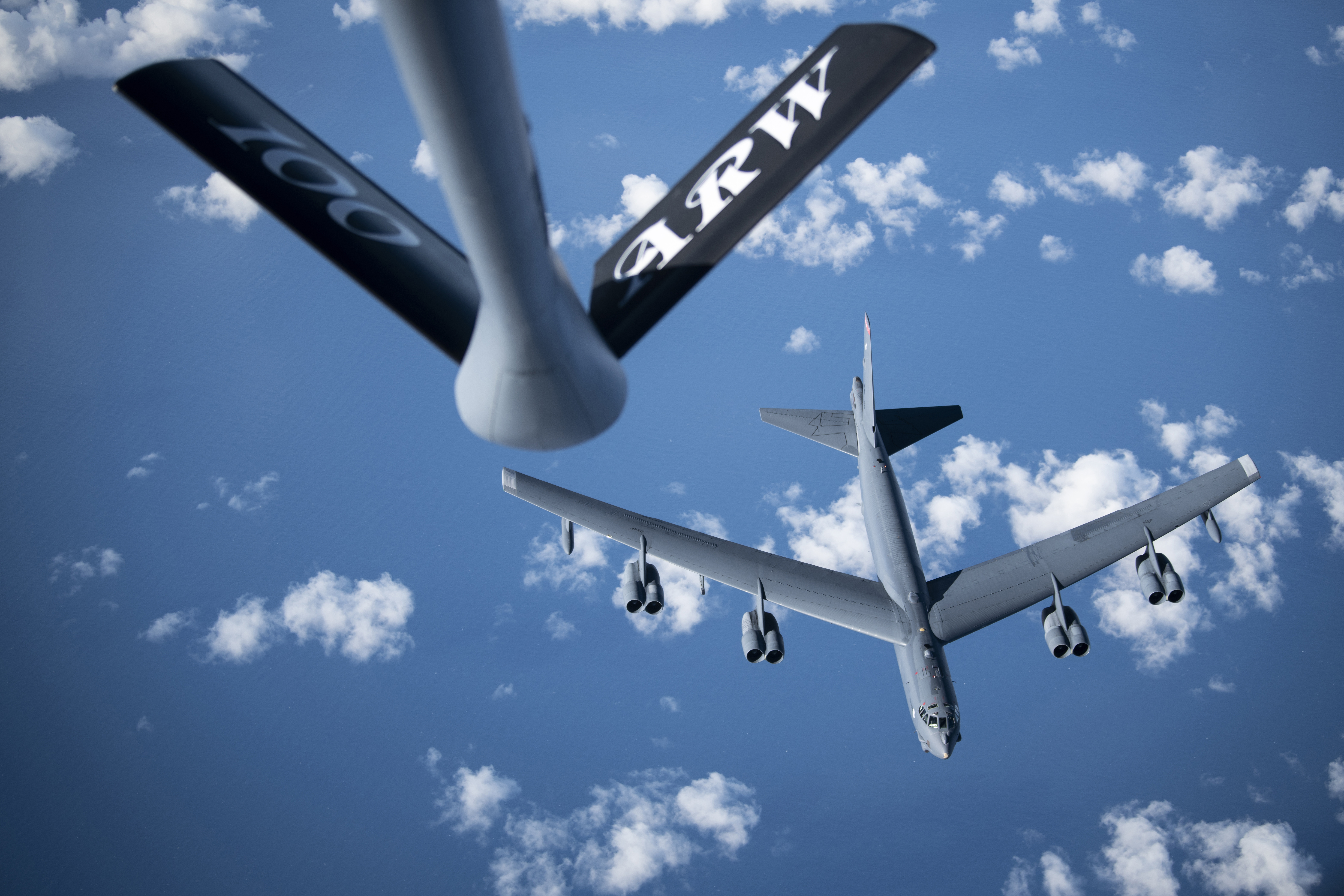 100th ARW refuels 2nd BW B-52s during BTF > Royal Air Force Mildenhall ...
