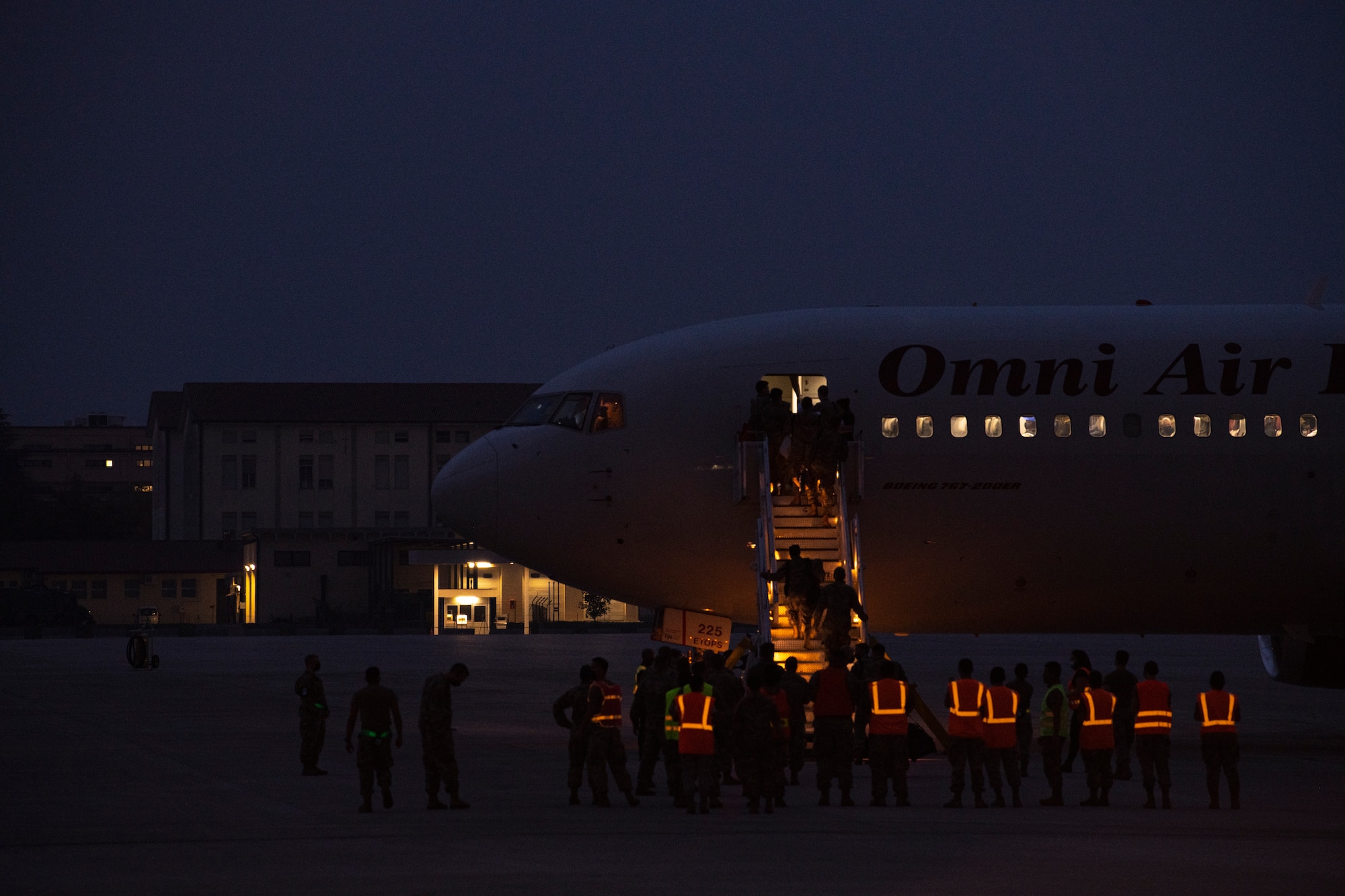 606th ACS executes large-scale deployment > Aviano Air Base > Display