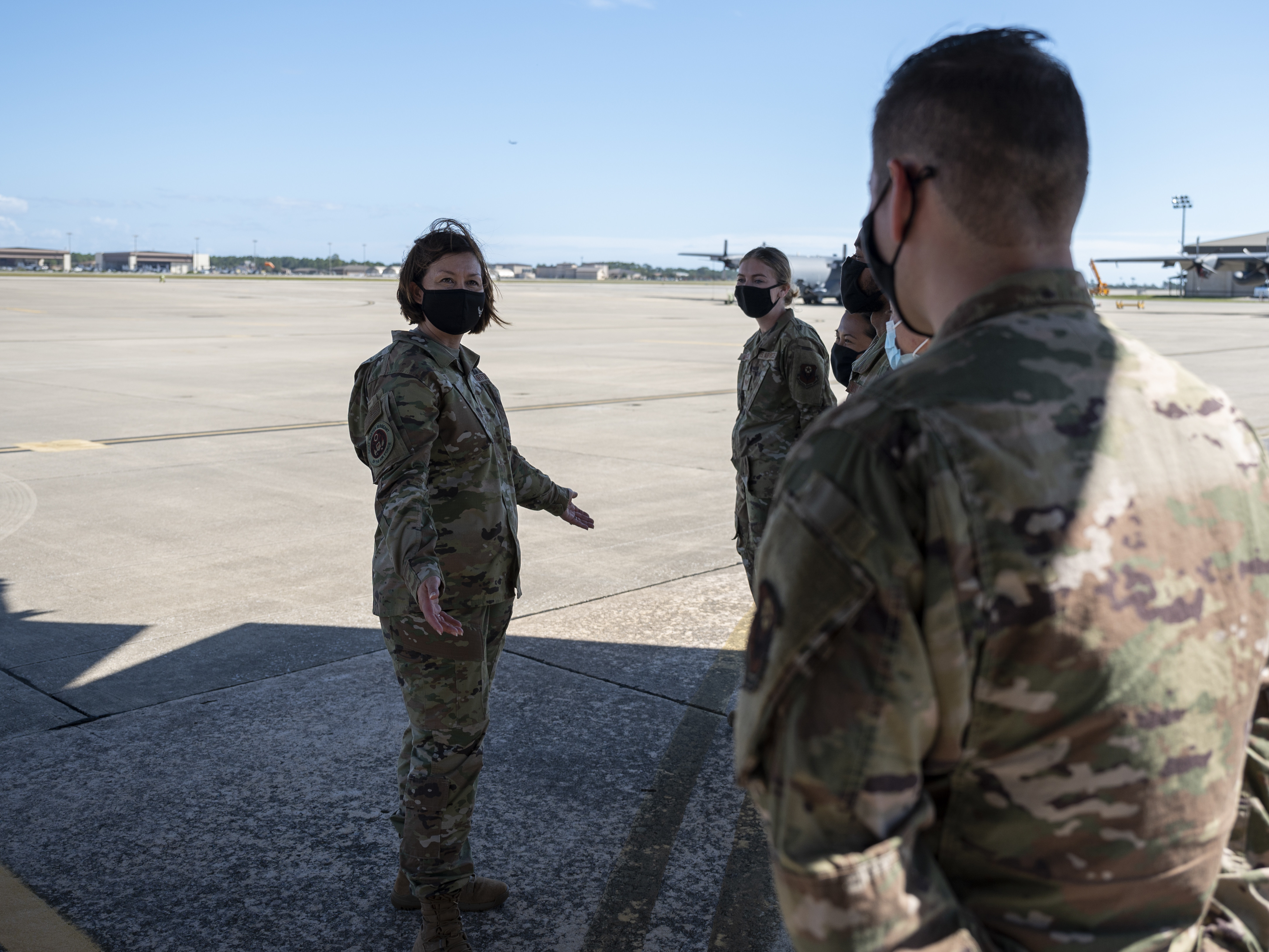CMSAF visits Air Commandos, tours 1st SOW aircraft > Air Force Special ...