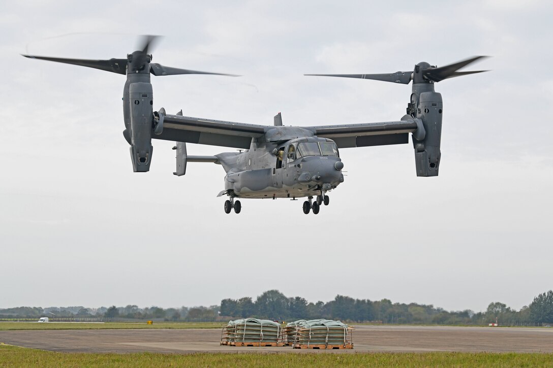 752nd SOAMXS conducts emergency landing training with CV-22