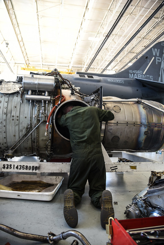 Marines repair Harrier jet engine at Va. Guard aviation facility ...