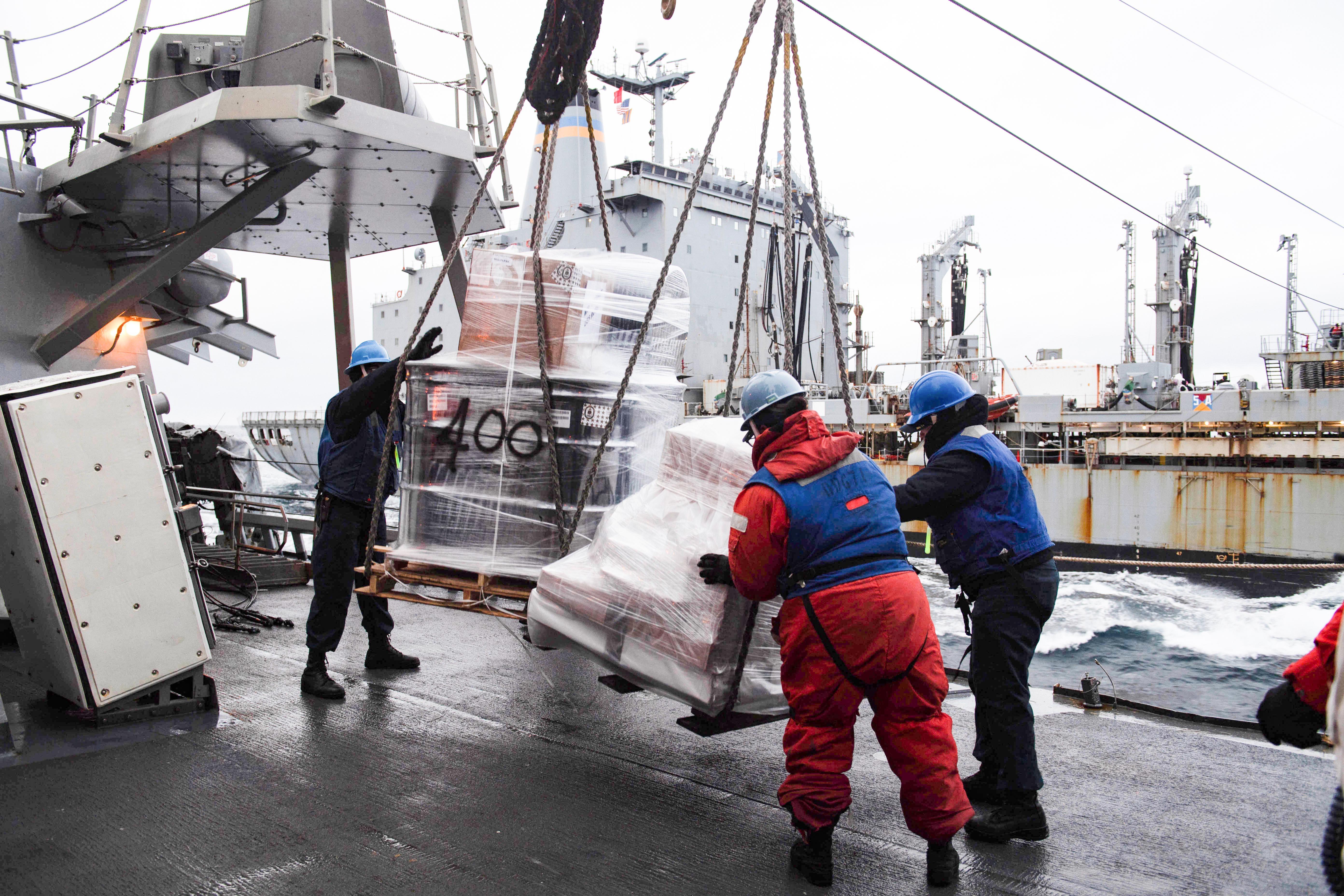USNS Laramie Joins USS Ross in the Barents Sea > U.S. Naval Forces ...