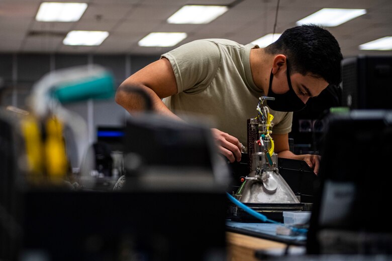 Avionics backshop keeps Strike Eagles ready > Seymour Johnson Air Force ...