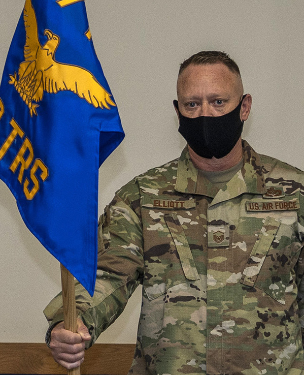 MTI recruiter swaps campaign cover for RED HORSE cap > Air Force Basic ...