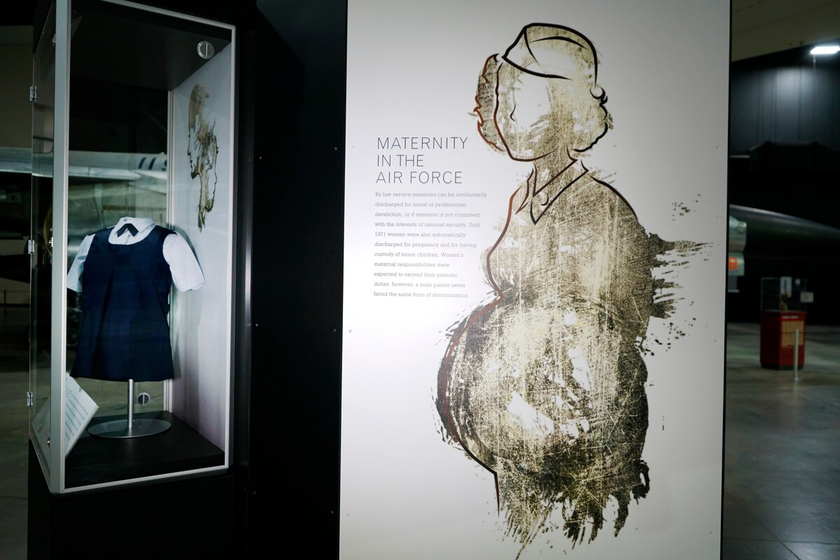 Women in the Air Force – Displays in Cold War Gallery > National Museum ...