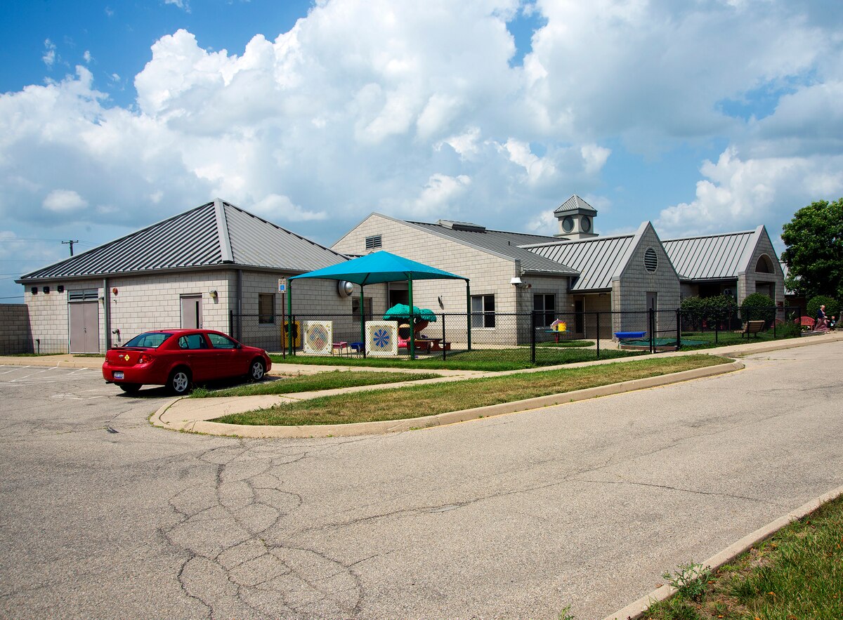 Wright-Patt child development programs implement DOD active-duty ...