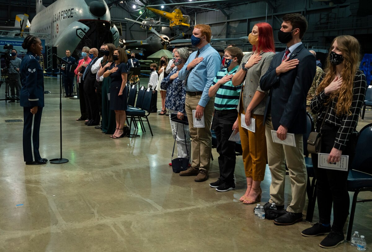 Morris takes AFLCMC command > Air Force Nuclear Weapons Center > Display