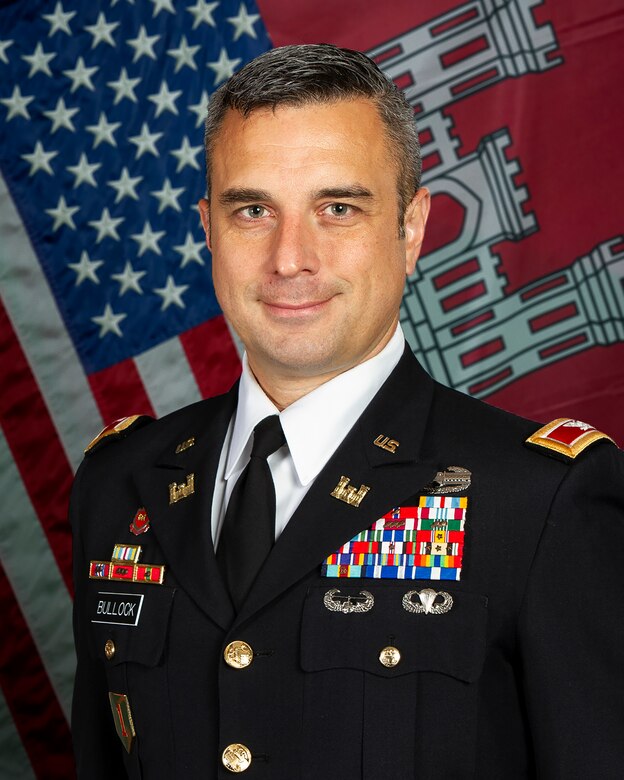 Colonel Alexander “Xander” L. Bullock > Seattle District > Bio Article View