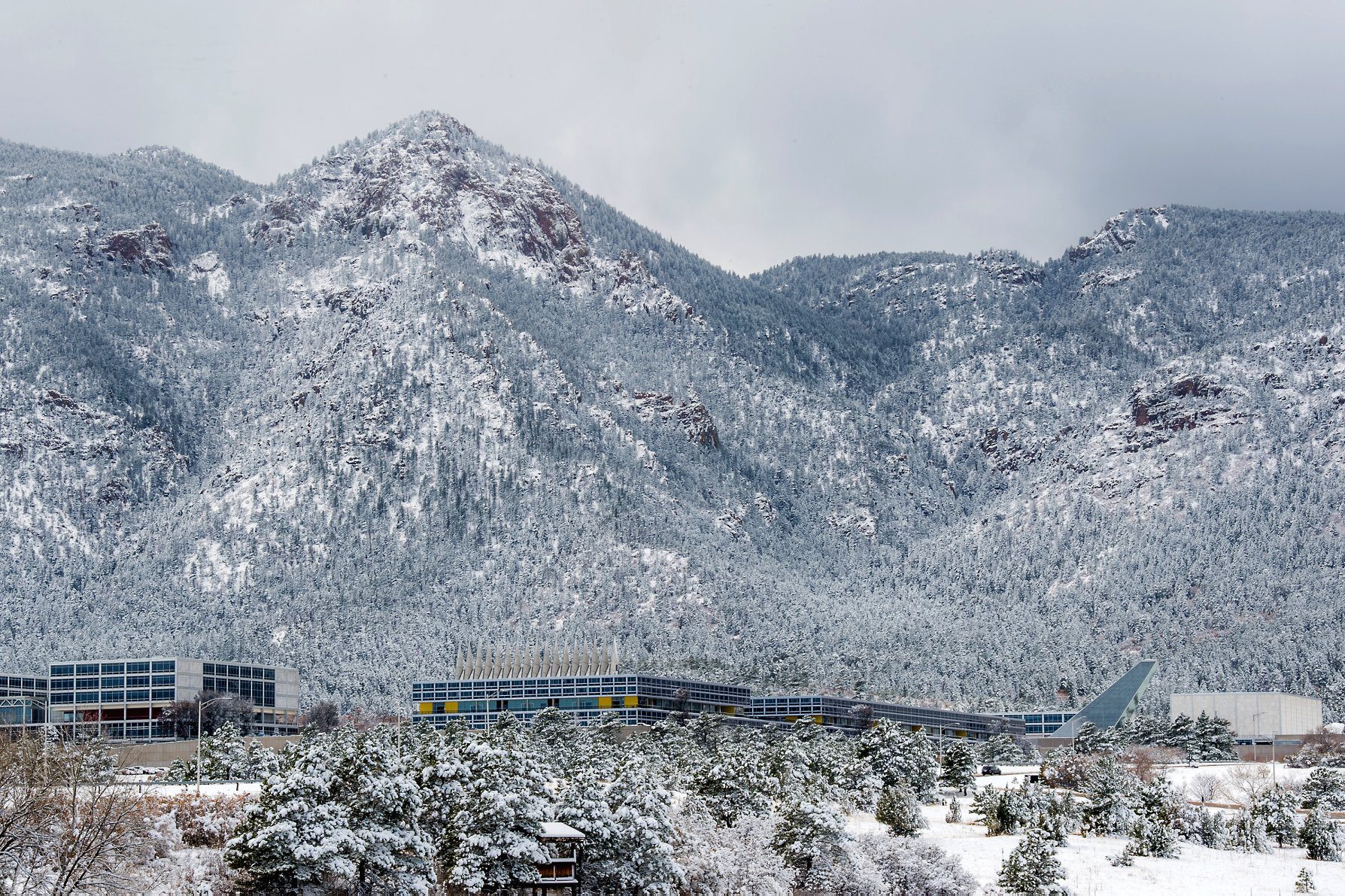 From the Academy's Safety Office: Be in the know when it snows > Air ...