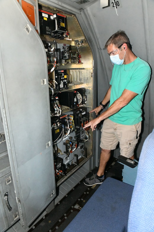 Meeting Standards: WR-ALC completes modifications to C-17 fleet ...