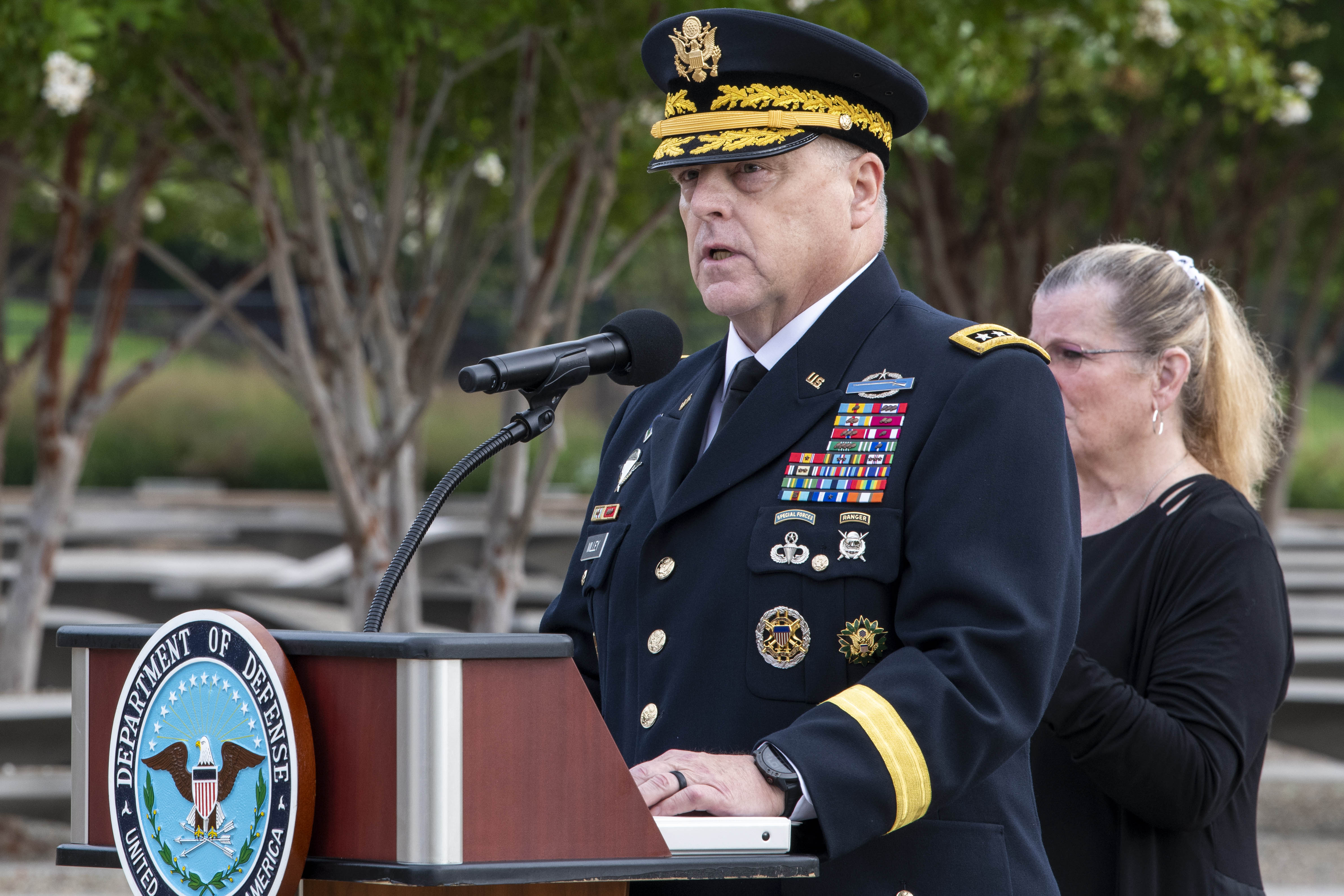 DOD Leaders Honor Those Killed in 9/11 Attacks > Joint Chiefs of Staff ...